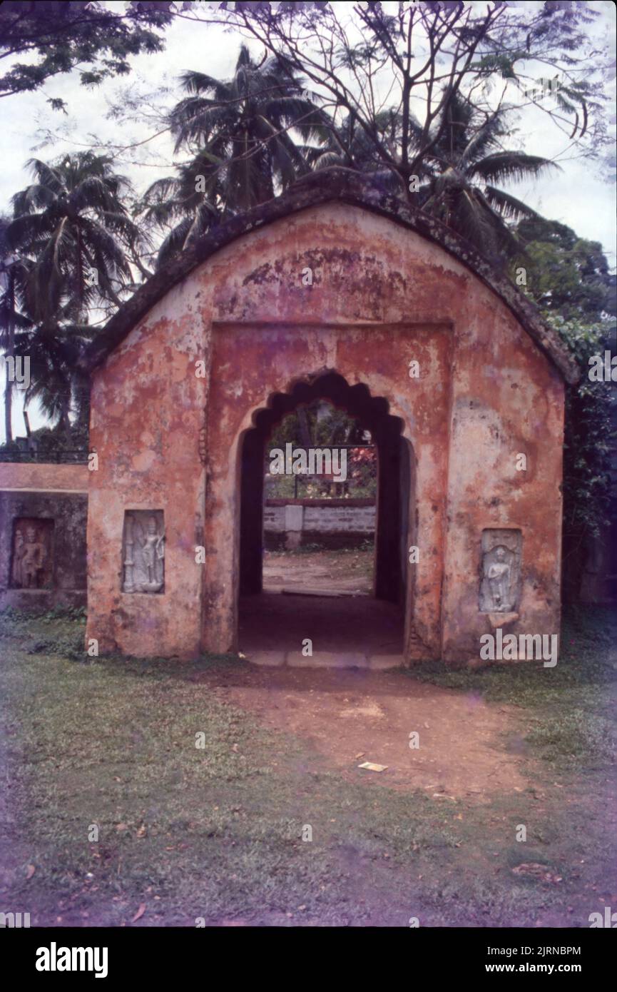Gate to Kamakhya Temple, Guwahati, Assam, India Stock Photo - Alamy