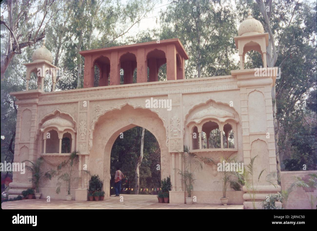 Entrance Gate, Rajasthan Style at Surajkund Fair Stock Photo - Alamy
