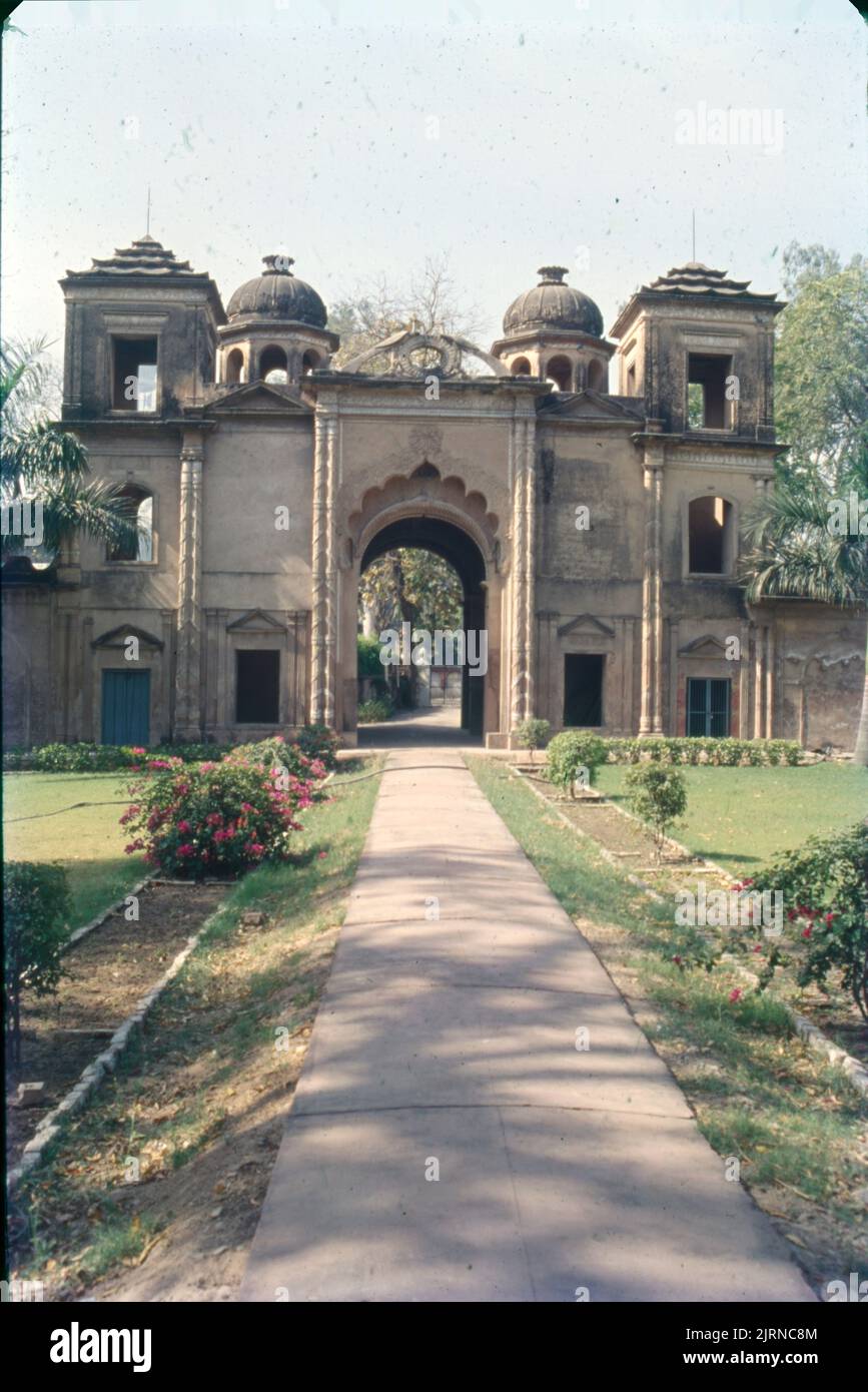 Sikandar baug gate hi-res stock photography and images - Alamy