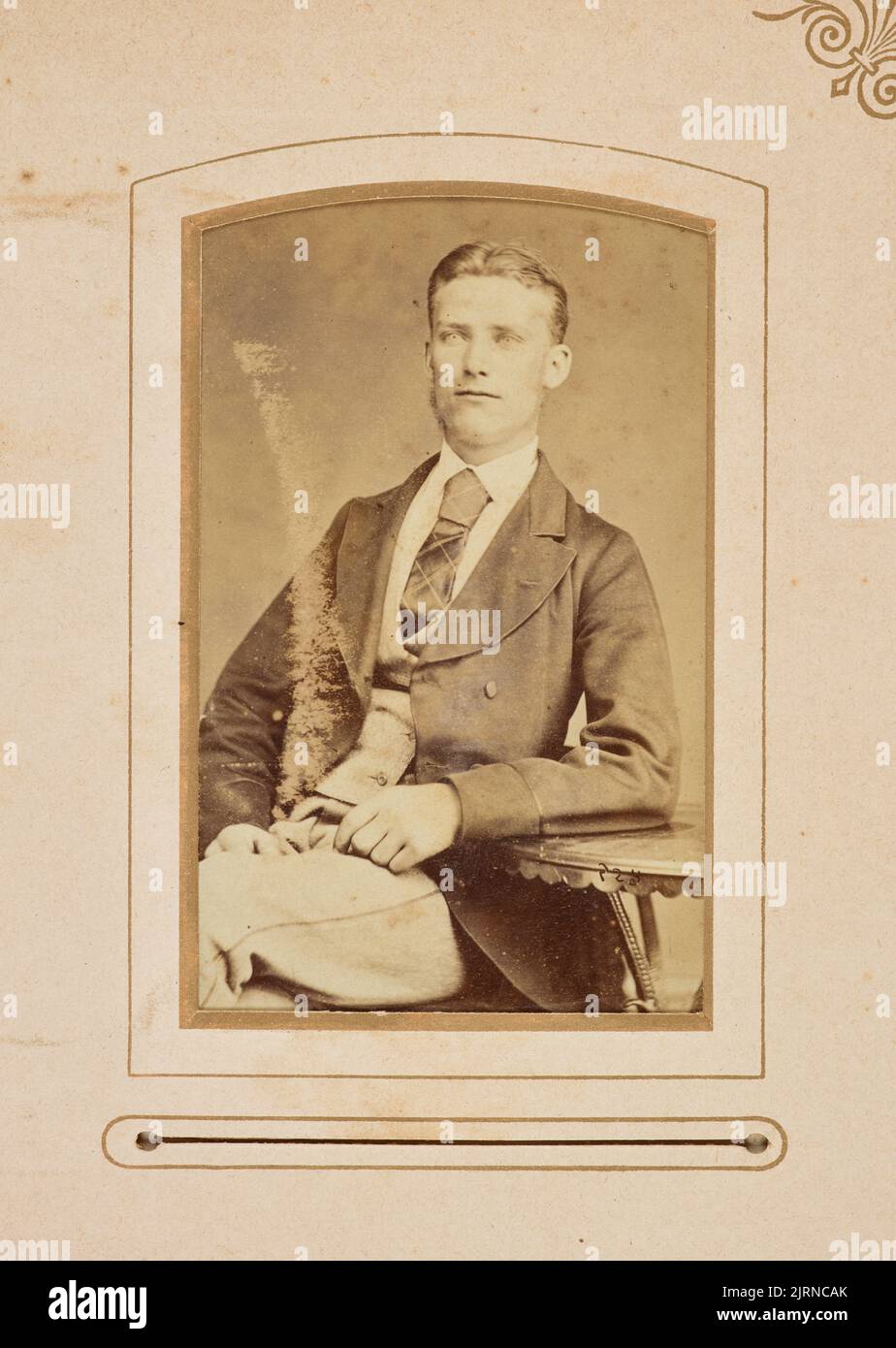 Oliver family album man with hi-res stock photography and images - Alamy