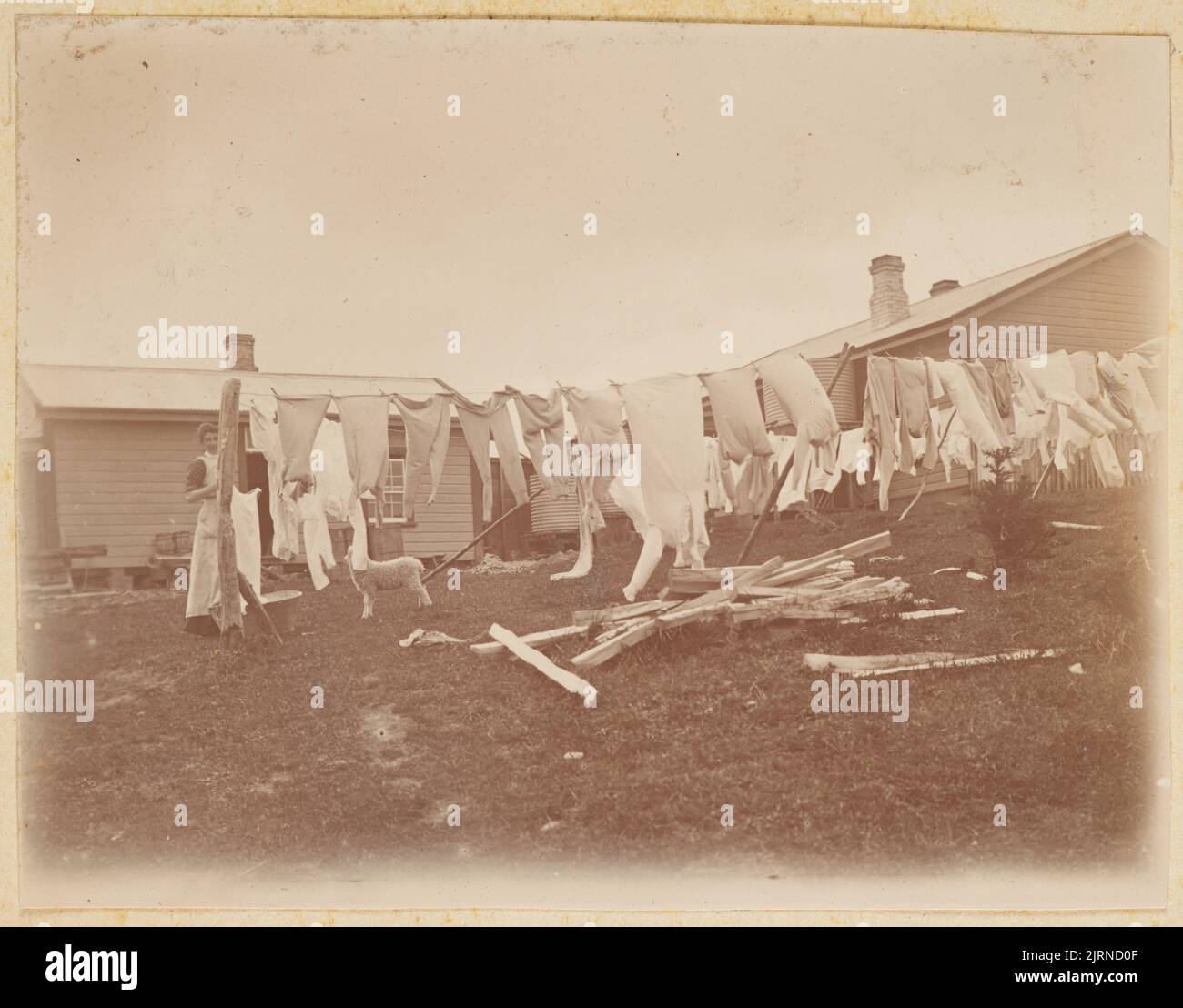 Washing day at Ruatea. From the album: Snapshot album - Nga Mahanga, circa 1900, Manawat River ...