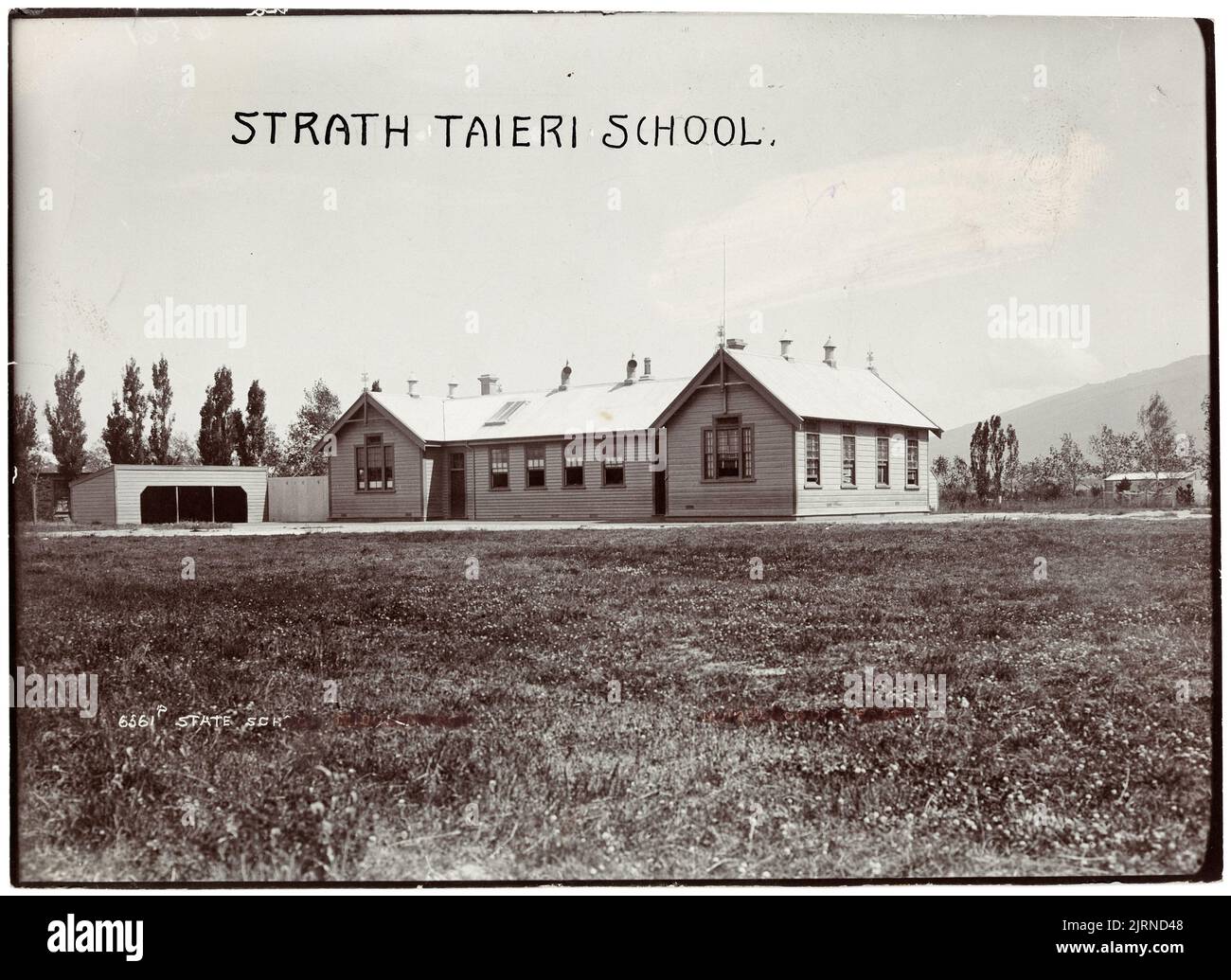 Strath Taieri School, Middlemarch, 1911, Middlemarch, by Muir & Moodie ...