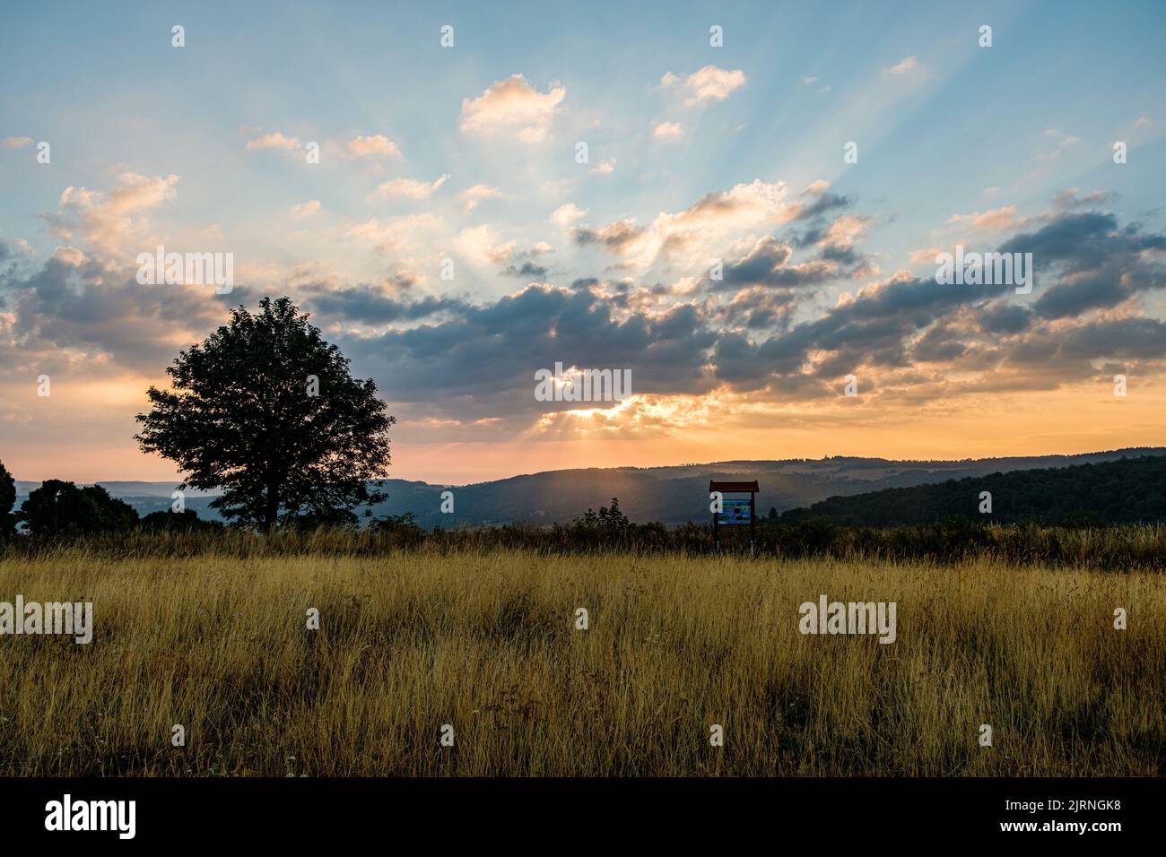 Europe sun sky hi-res stock photography and images - Alamy