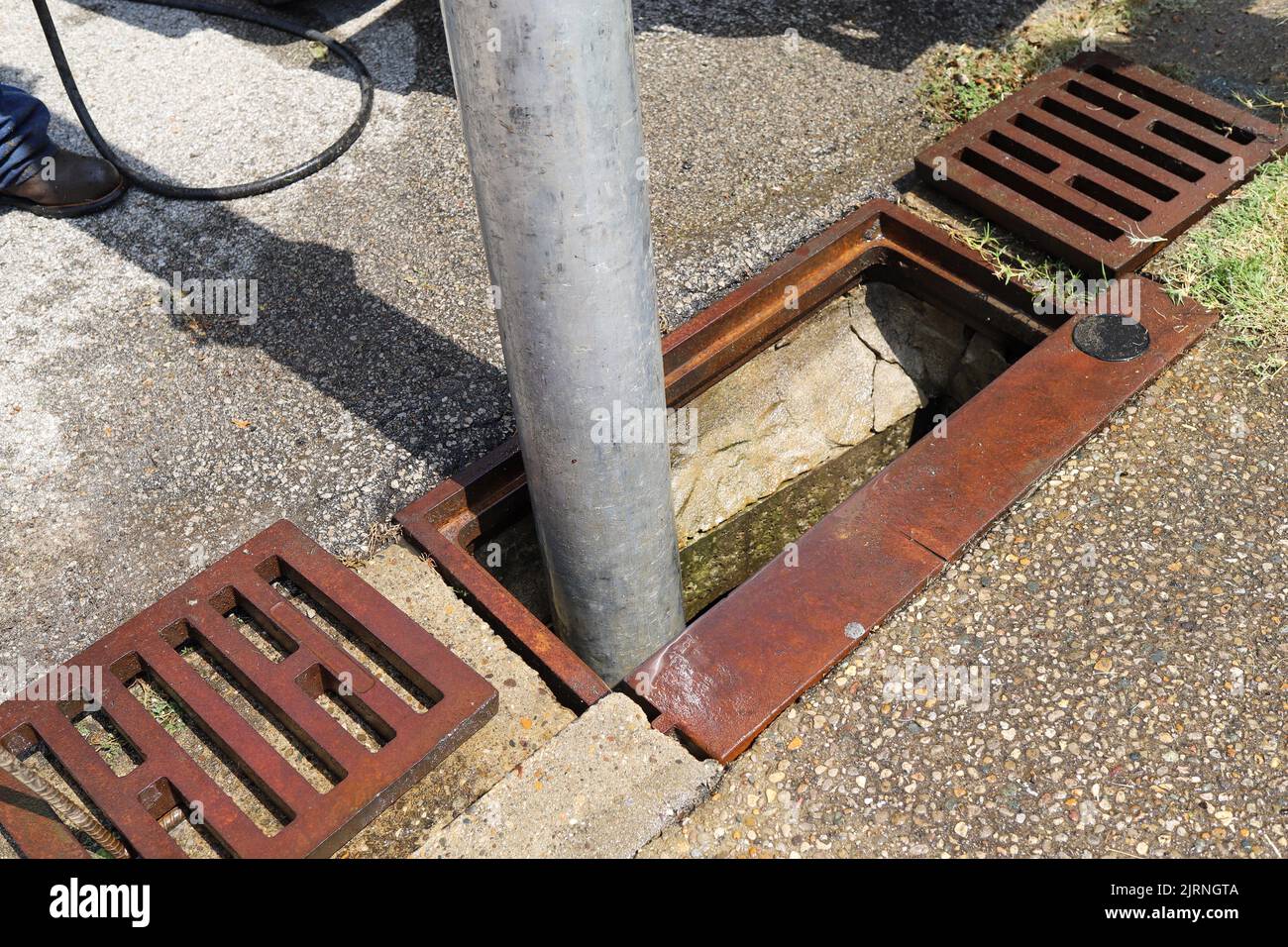 Drain snake hi-res stock photography and images - Alamy