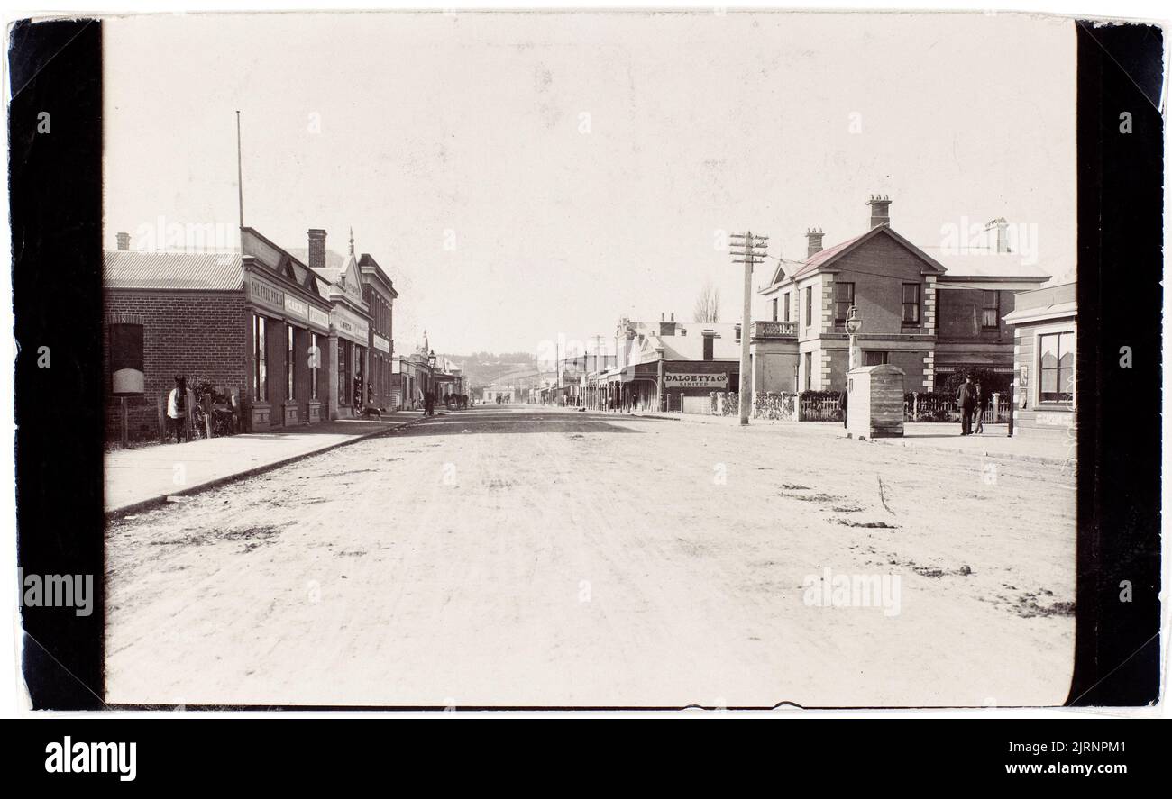 Balclutha main street hi-res stock photography and images - Alamy