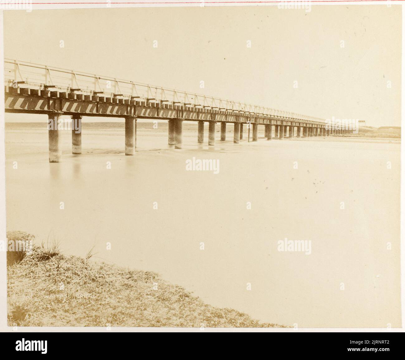 Waitaki bridge hi-res stock photography and images - Alamy