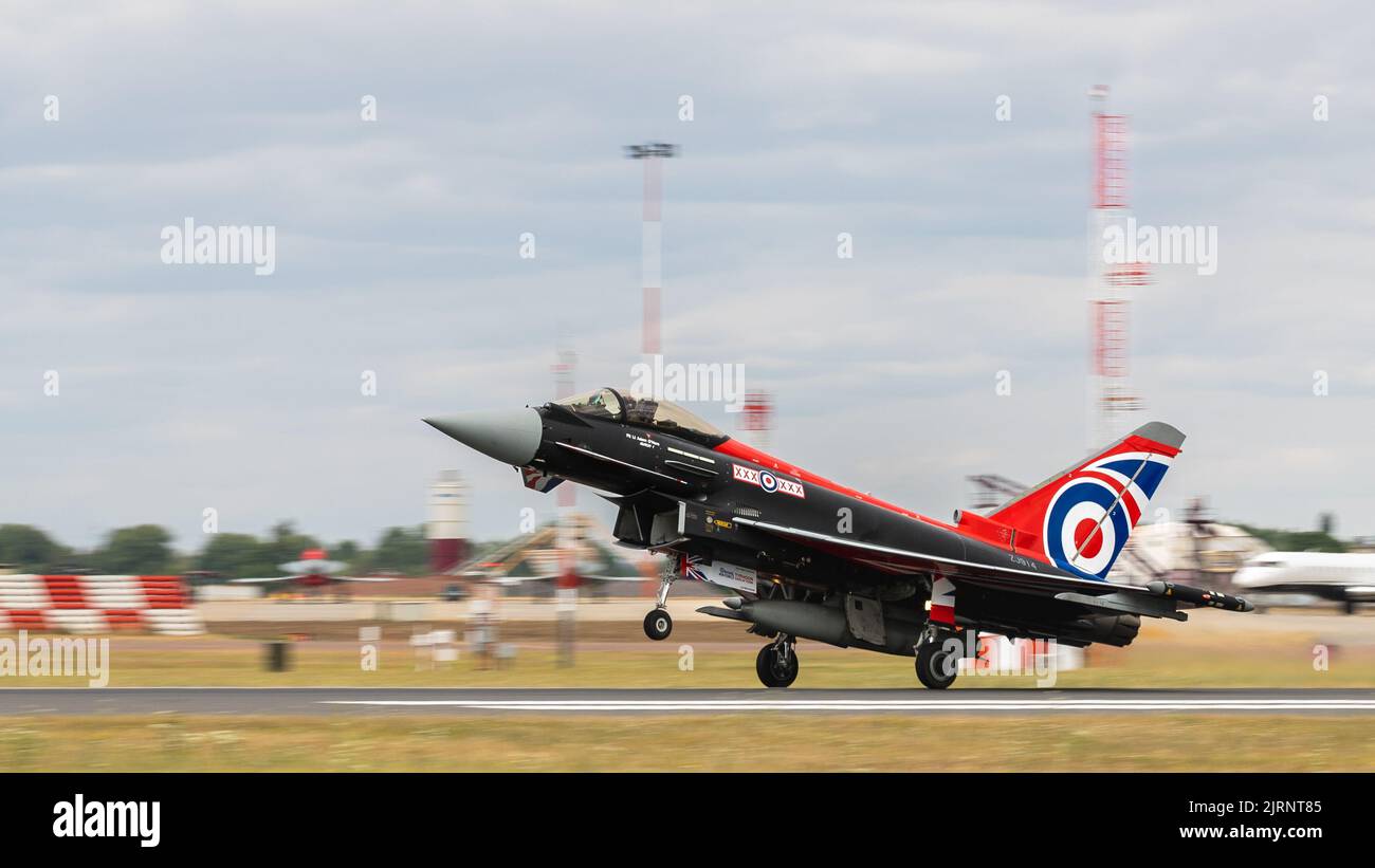 Royal Air Force Typhoon FGR4 ‘ZK914’ taking off from RAF Fairford Stock ...