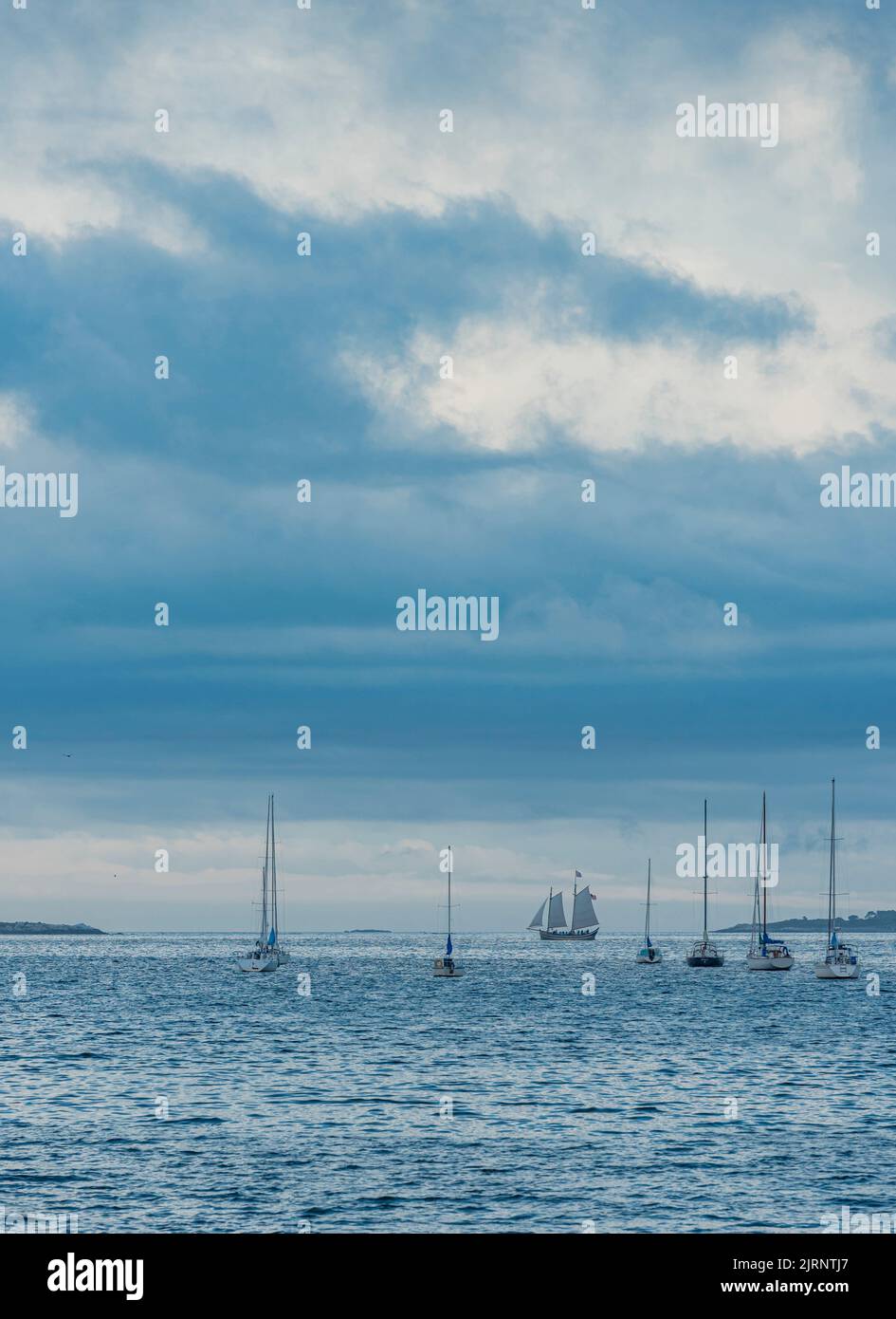 Beverly harbor overlook hi-res stock photography and images - Alamy