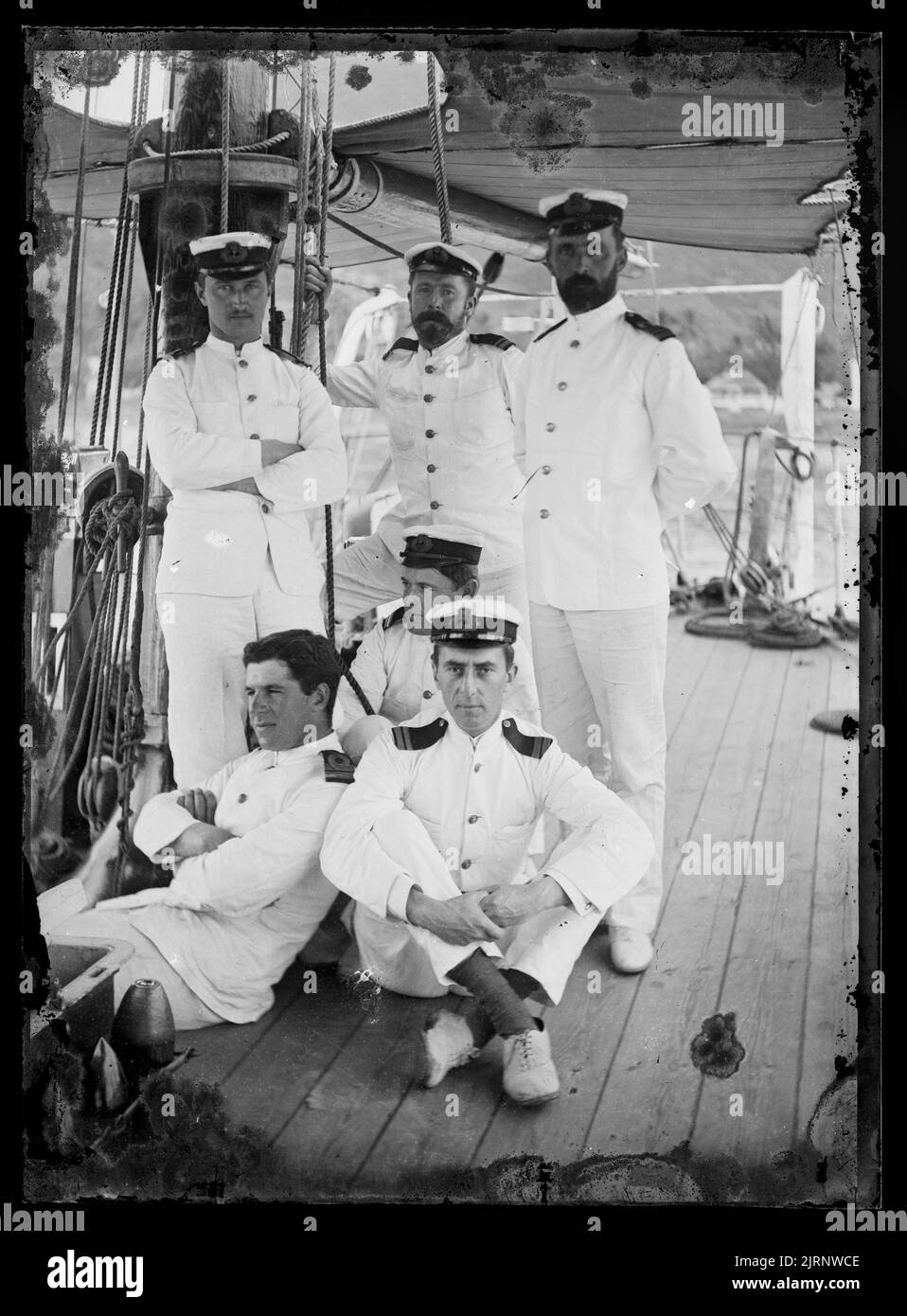 Ships crew Black and White Stock Photos & Images - Alamy