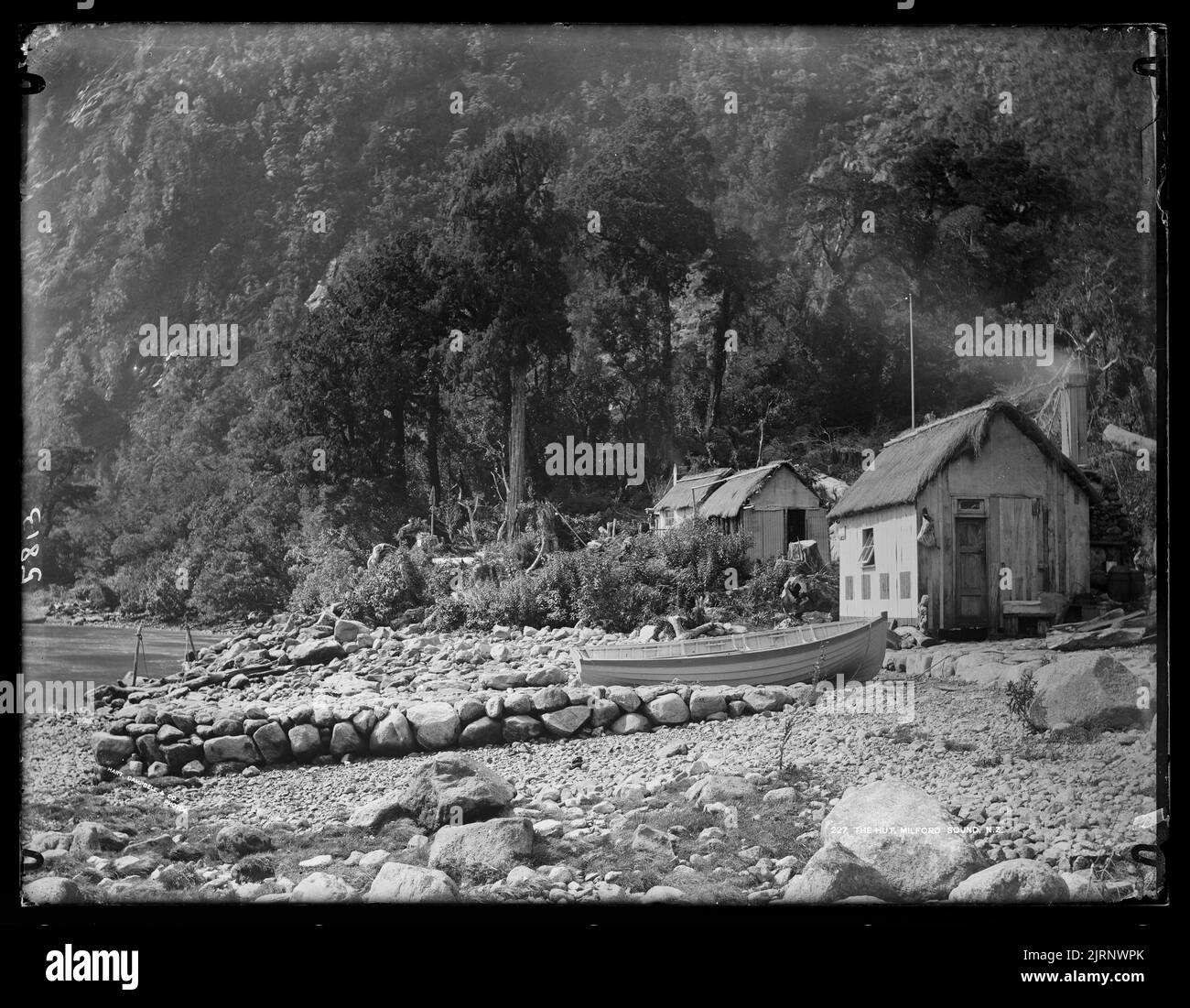 Milford sound architecture hi-res stock photography and images - Alamy