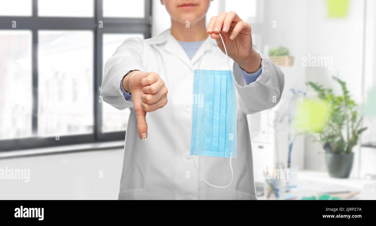 Disapproval doctor hi-res stock photography and images - Alamy