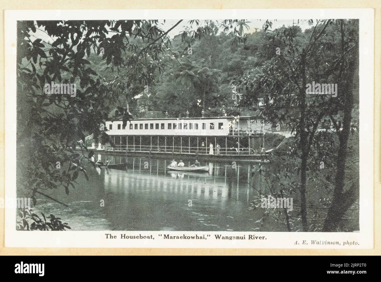 The Houseboat, Maraekowhai, Whanganui River. From the album: Skerman ...