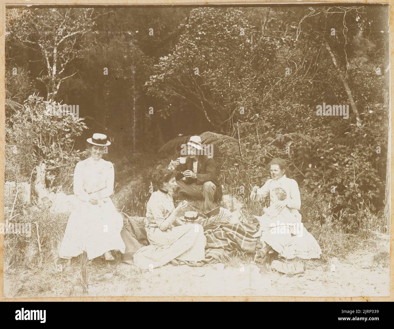 Snapshot album nga mahanga f hi-res stock photography and images - Alamy