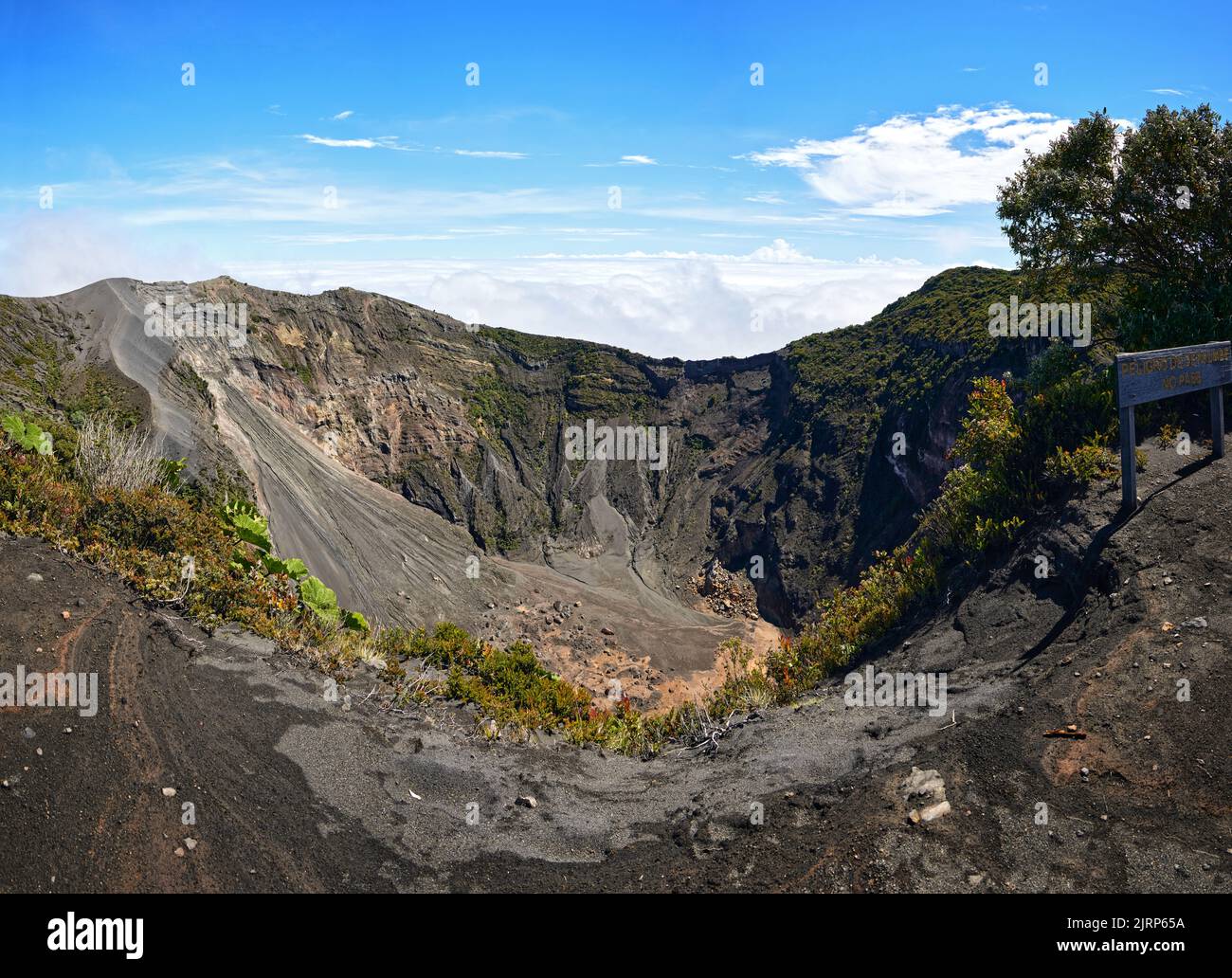 A beautiful view of Volcano Irazu on a sunny day in Costa Rica, Cartago ...