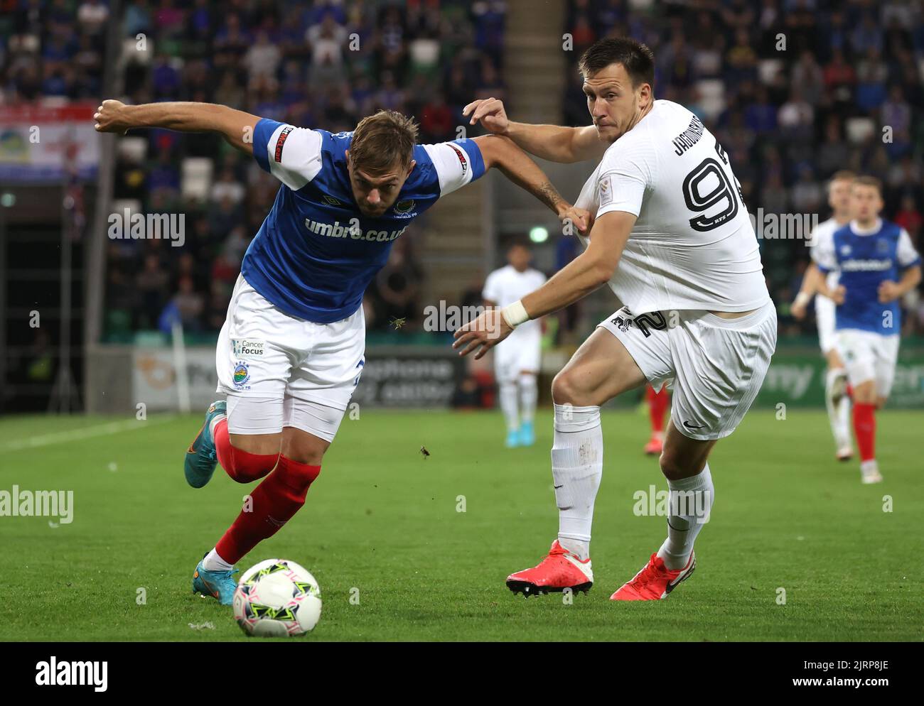 Robbie mcdaid linfield 2022 hi-res stock photography and images - Alamy