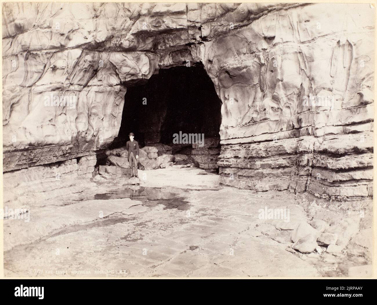 The caves, Waiwera - Auckland, circa 1880, Dunedin, by Burton Brothers ...