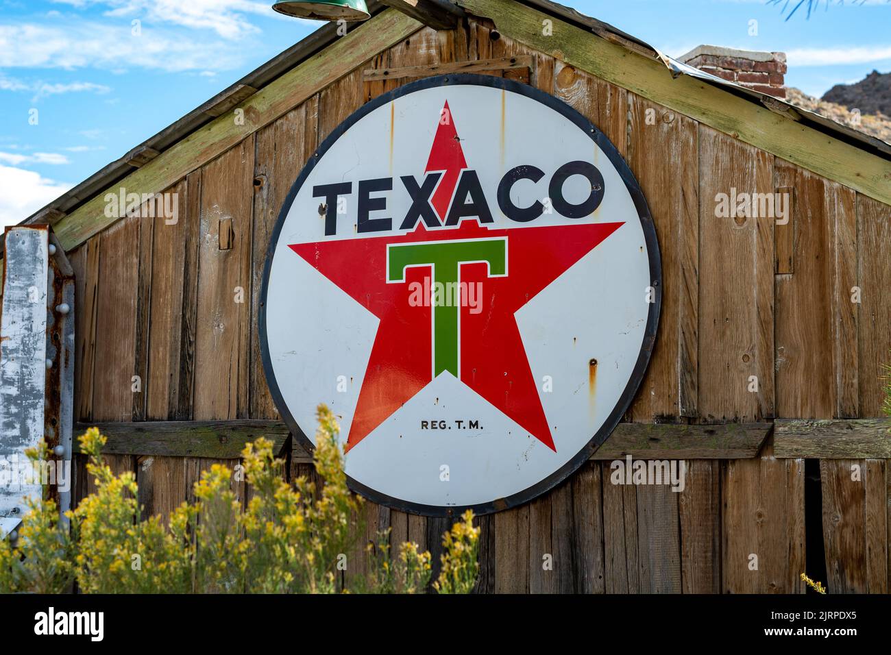Texaco sign hi-res stock photography and images - Alamy