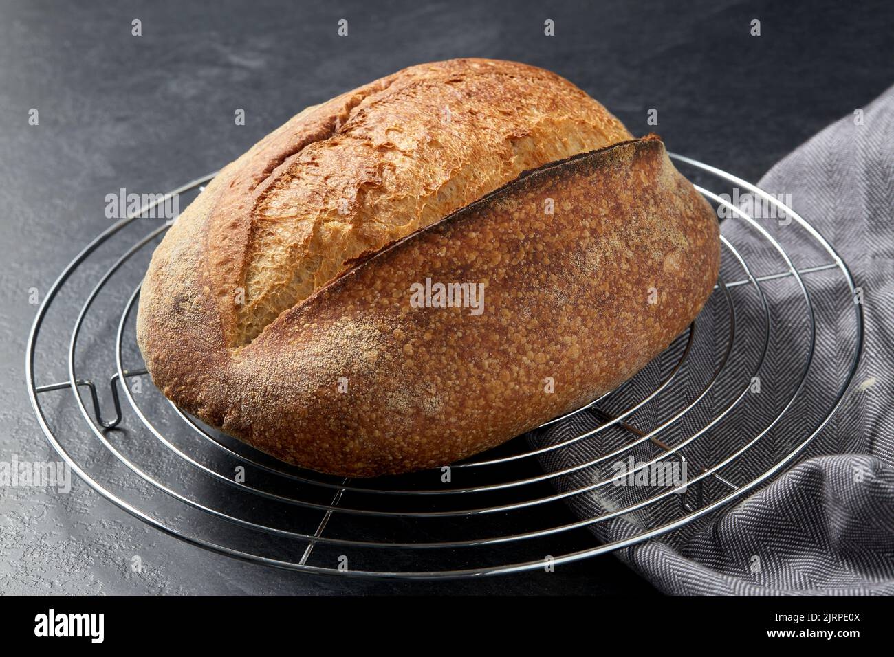 Stand with bread hi-res stock photography and images - Alamy