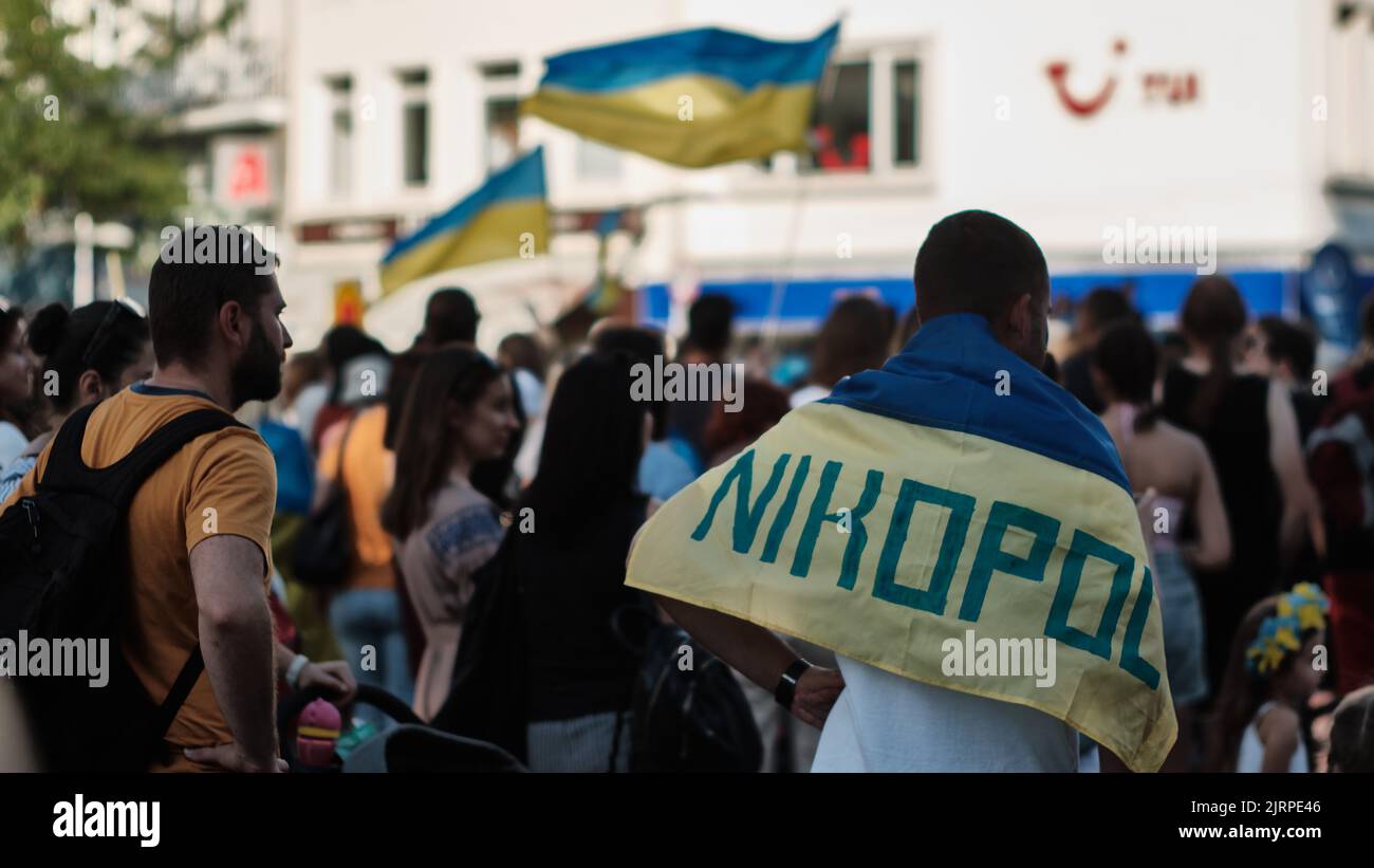 Hanover, Germany. 24th Aug, 2022. Ukrainians celebrate the 31st ...