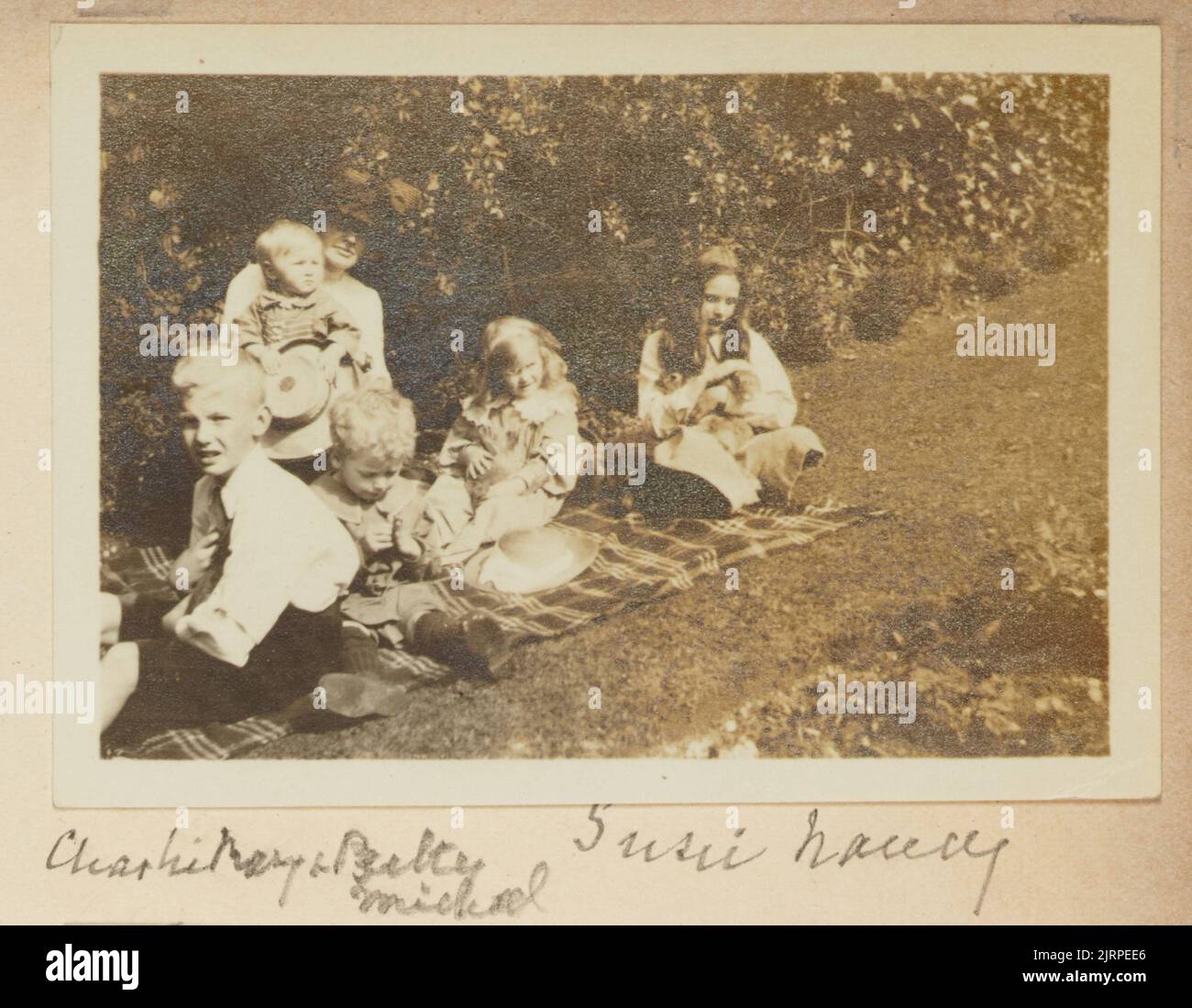 1914 from the album hi-res stock photography and images - Alamy