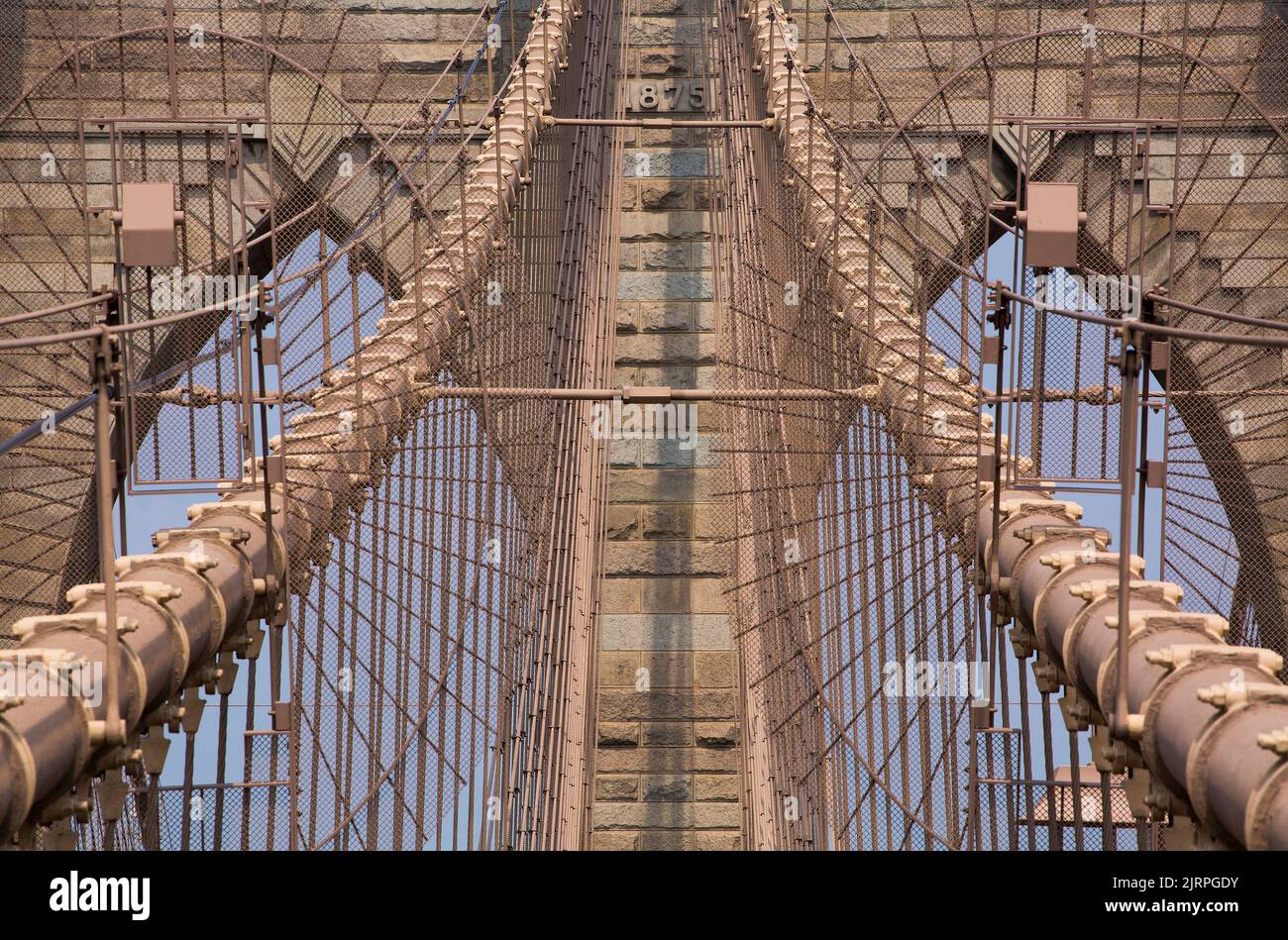 Old detailed bridge construction hi-res stock photography and images ...