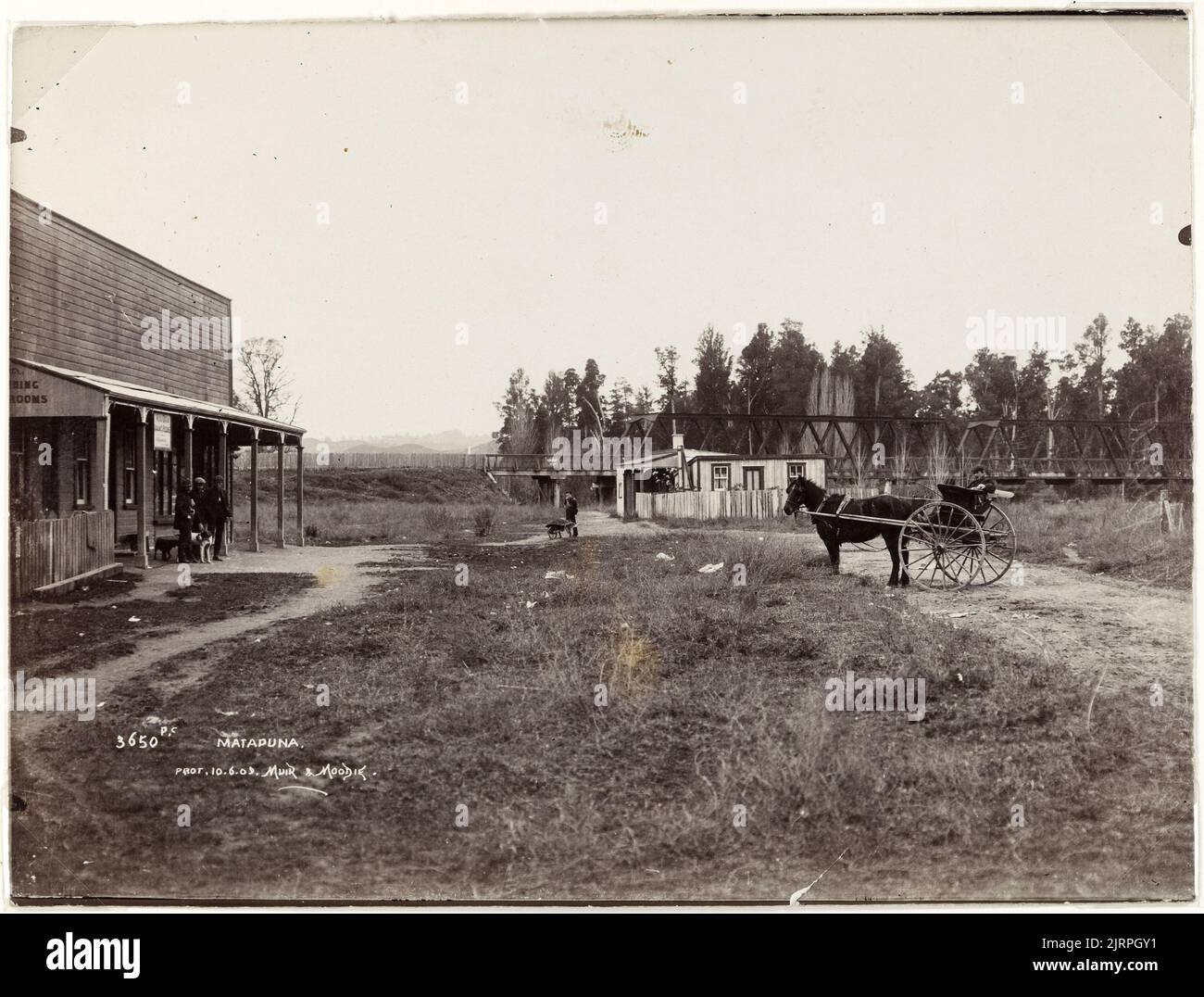 Matapuna, by Muir & Moodie Stock Photo - Alamy