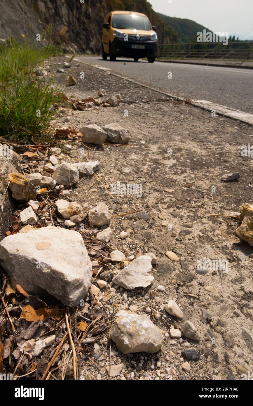 Cliff hazards hi-res stock photography and images - Alamy