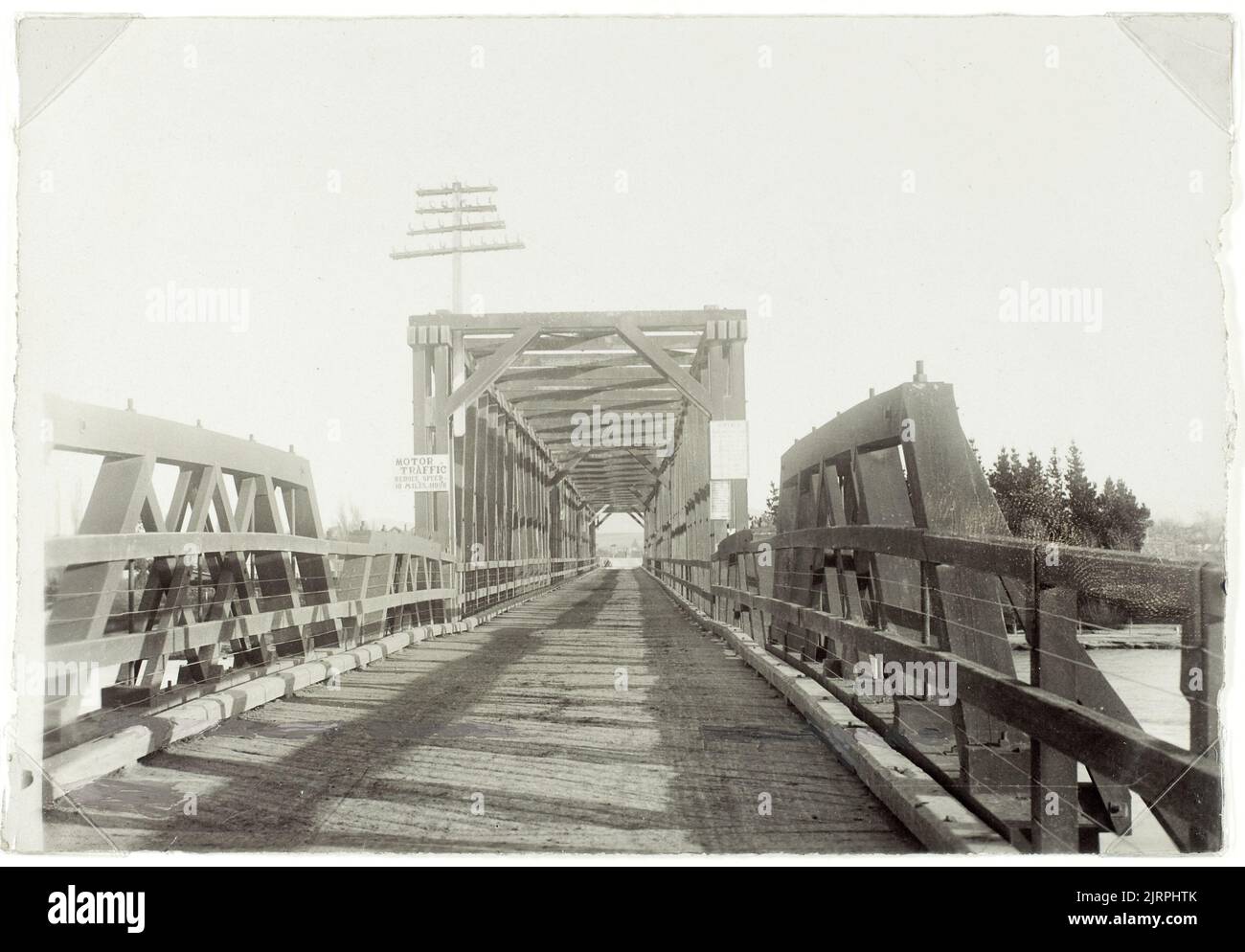 Traffic Bridge, Balclutha, June 1913, Balclutha, by Muir & Moodie Stock ...