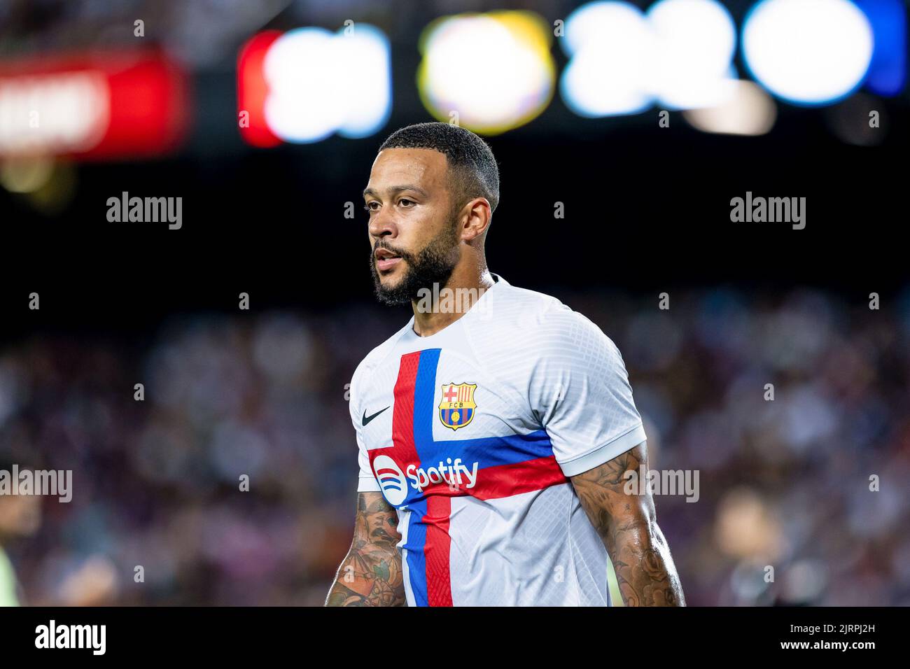 BARCELONA, SPAIN - AUGUST 24: Memphis Depay of FC Barcelona looks on ...