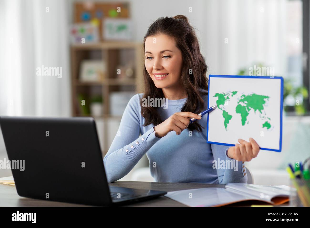Female geography teacher hi-res stock photography and images - Alamy