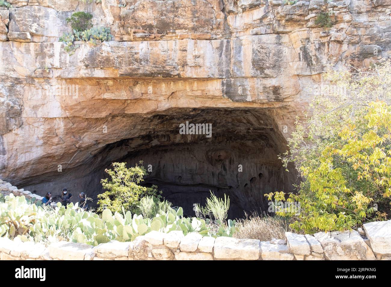 Natures Entrance Trail opening at Carlsbad Caverns Cave Stock Photo - Alamy