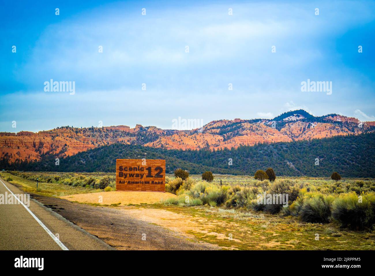Dixie highway sign hi-res stock photography and images - Alamy