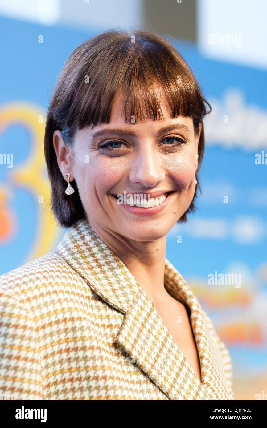 Tadeo jones 3 la tabla esmeralda hi-res stock photography and images ...