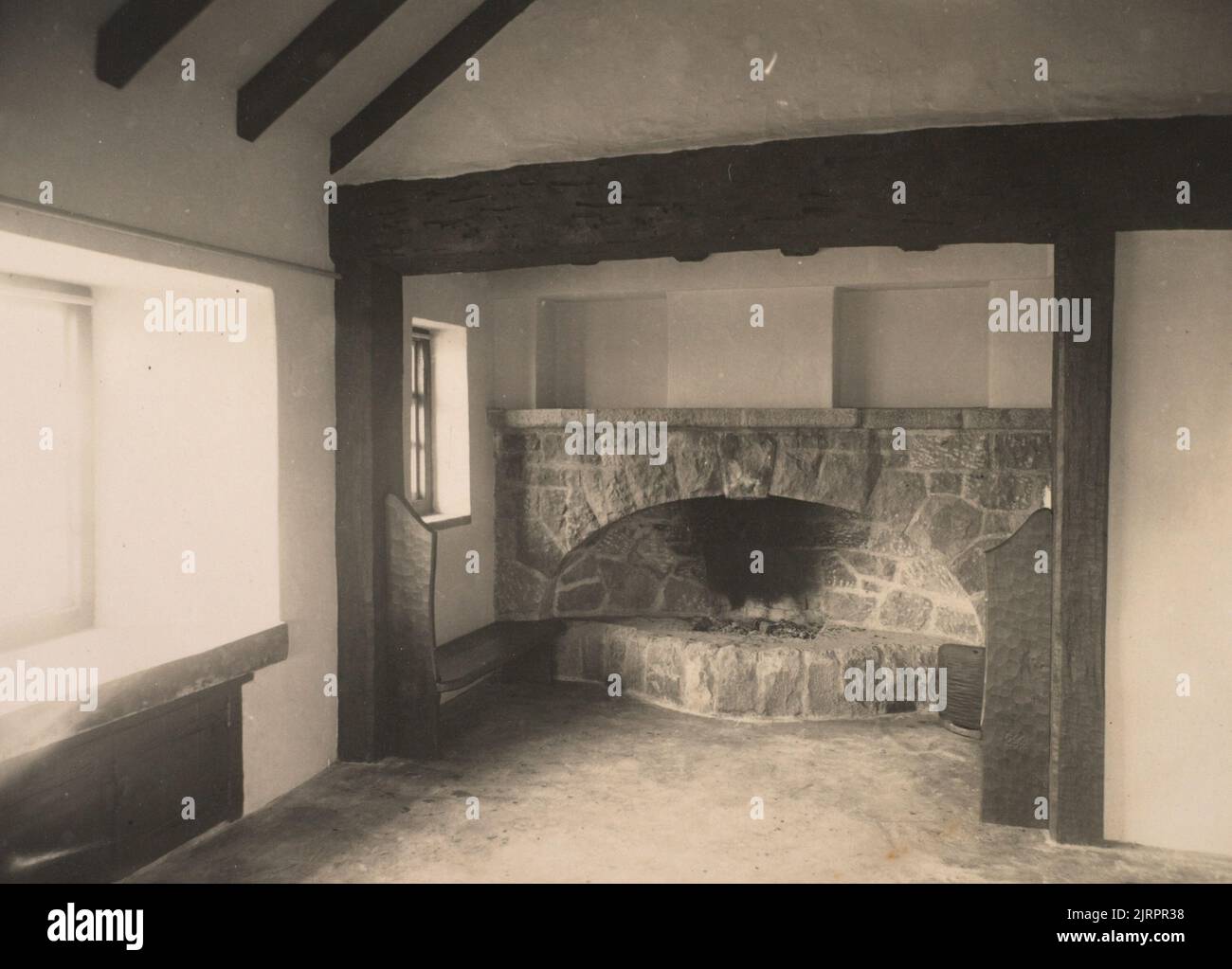 Wilkinson House - Living Room, 1920s, Taranaki, by J.W. Chapman-Taylor ...