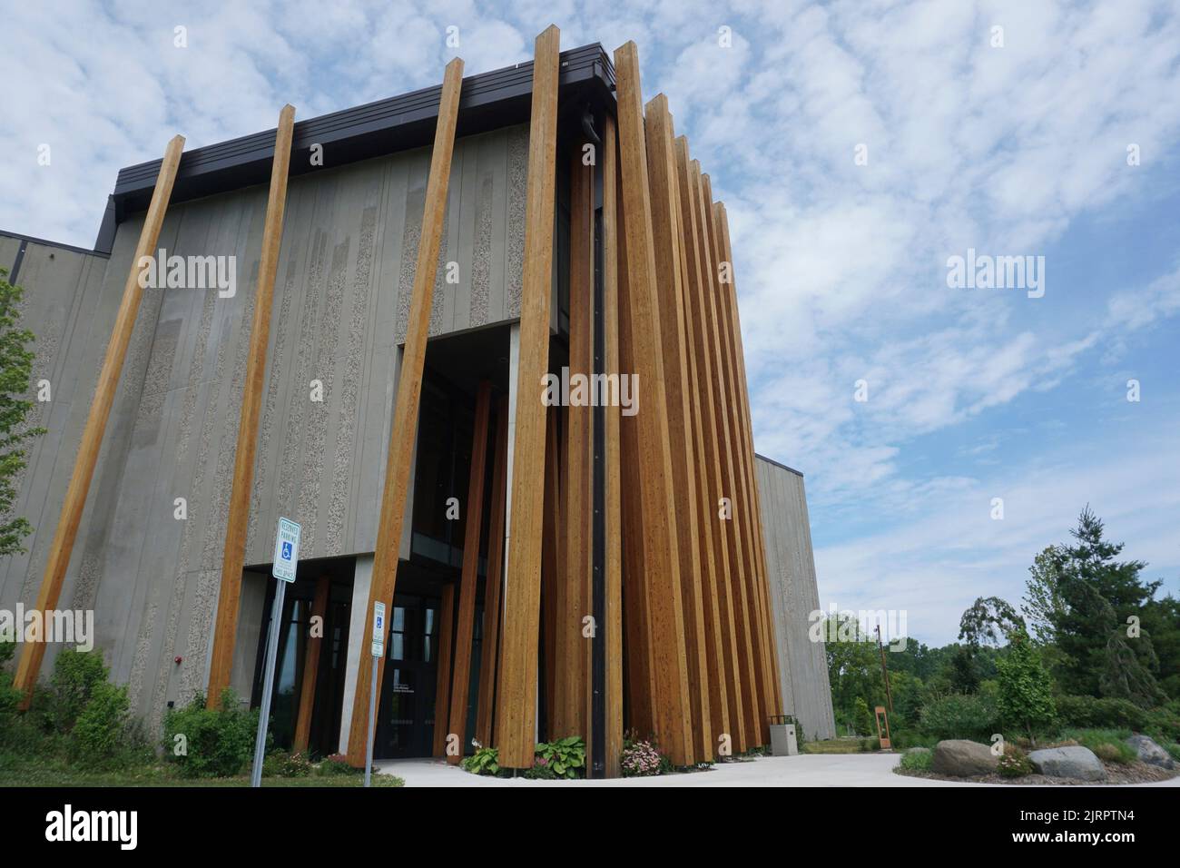 Museum public space hi-res stock photography and images - Alamy