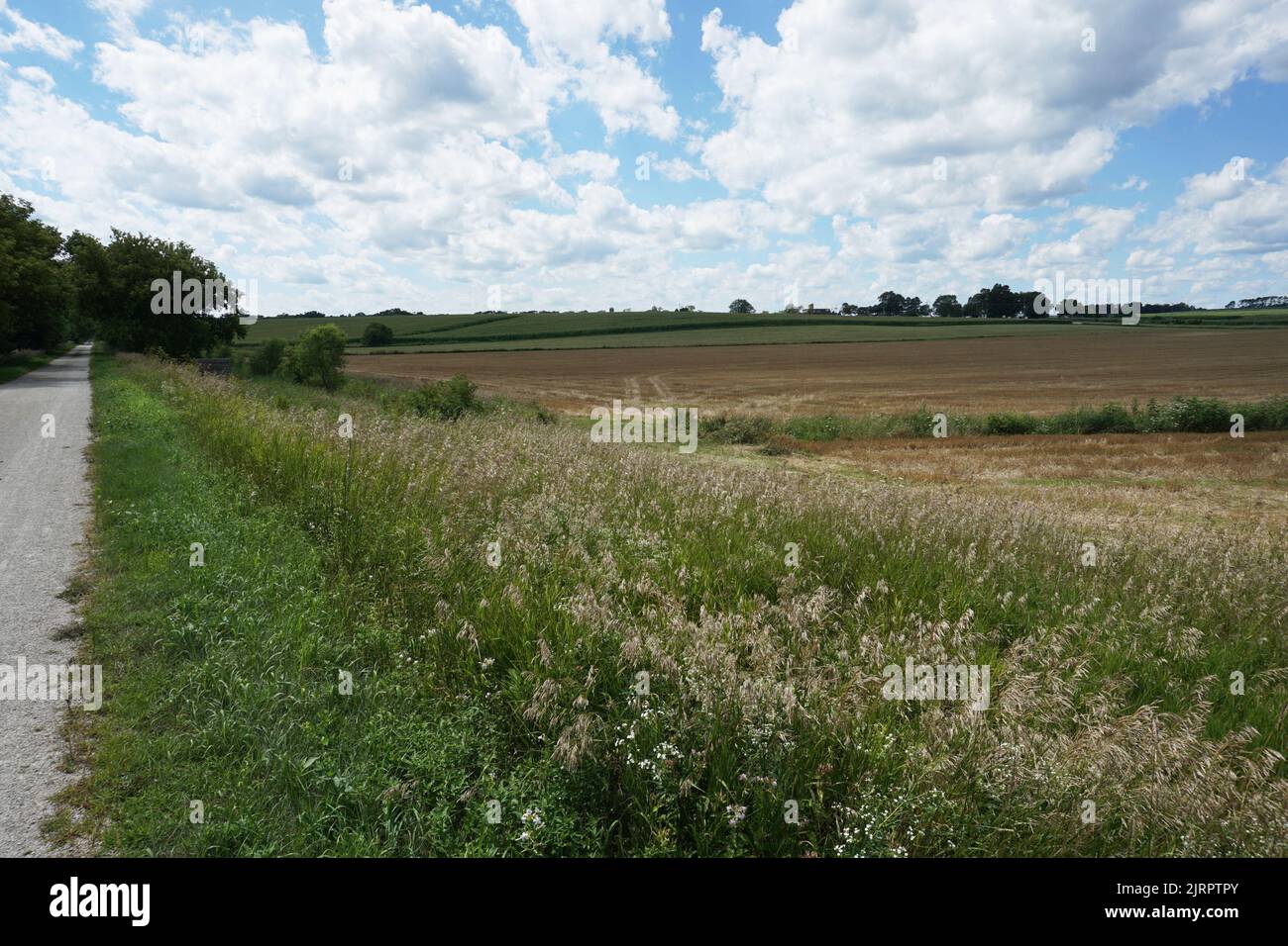 Crushed limestone trail hi-res stock photography and images - Alamy