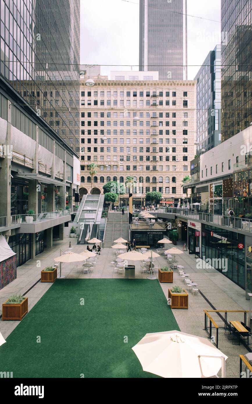 Urban open space hi-res stock photography and images - Alamy