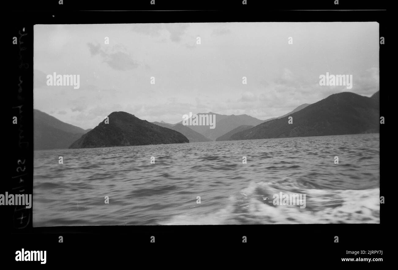 Tennyson inlet hi-res stock photography and images - Alamy