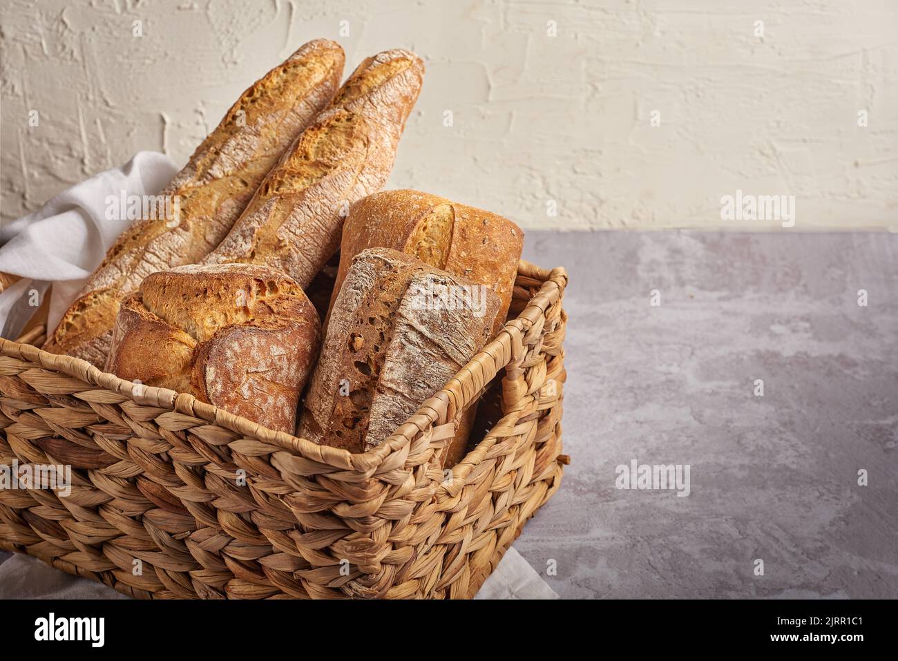 Different types bread in basket hi-res stock photography and images - Alamy