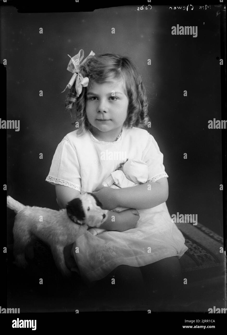 Mrs Clewer Cabriels, circa 1920, Wellington, by Berry & Co Stock Photo ...