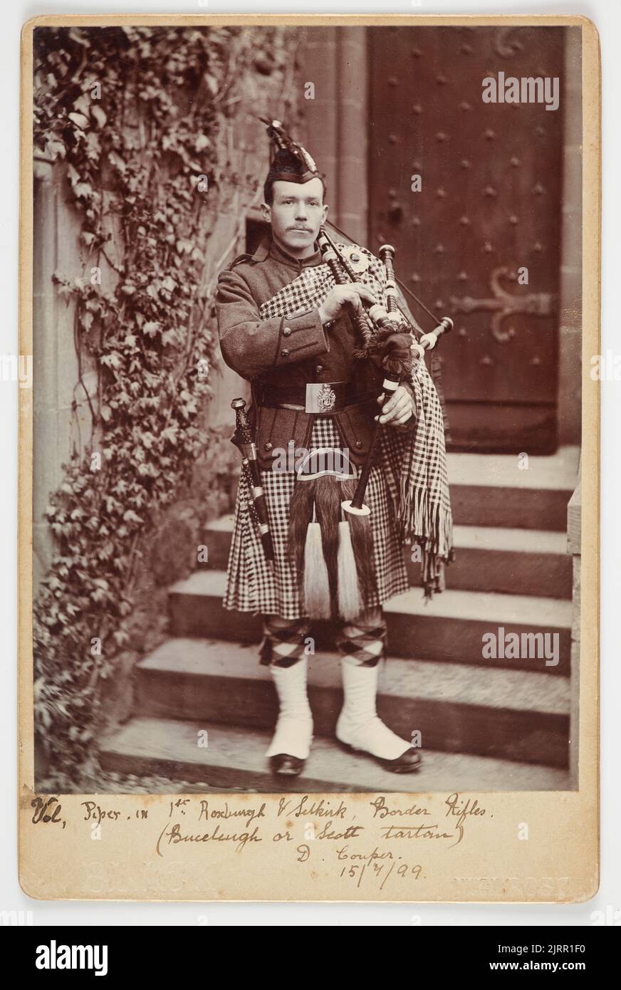 Border rifles brucele hi-res stock photography and images - Alamy