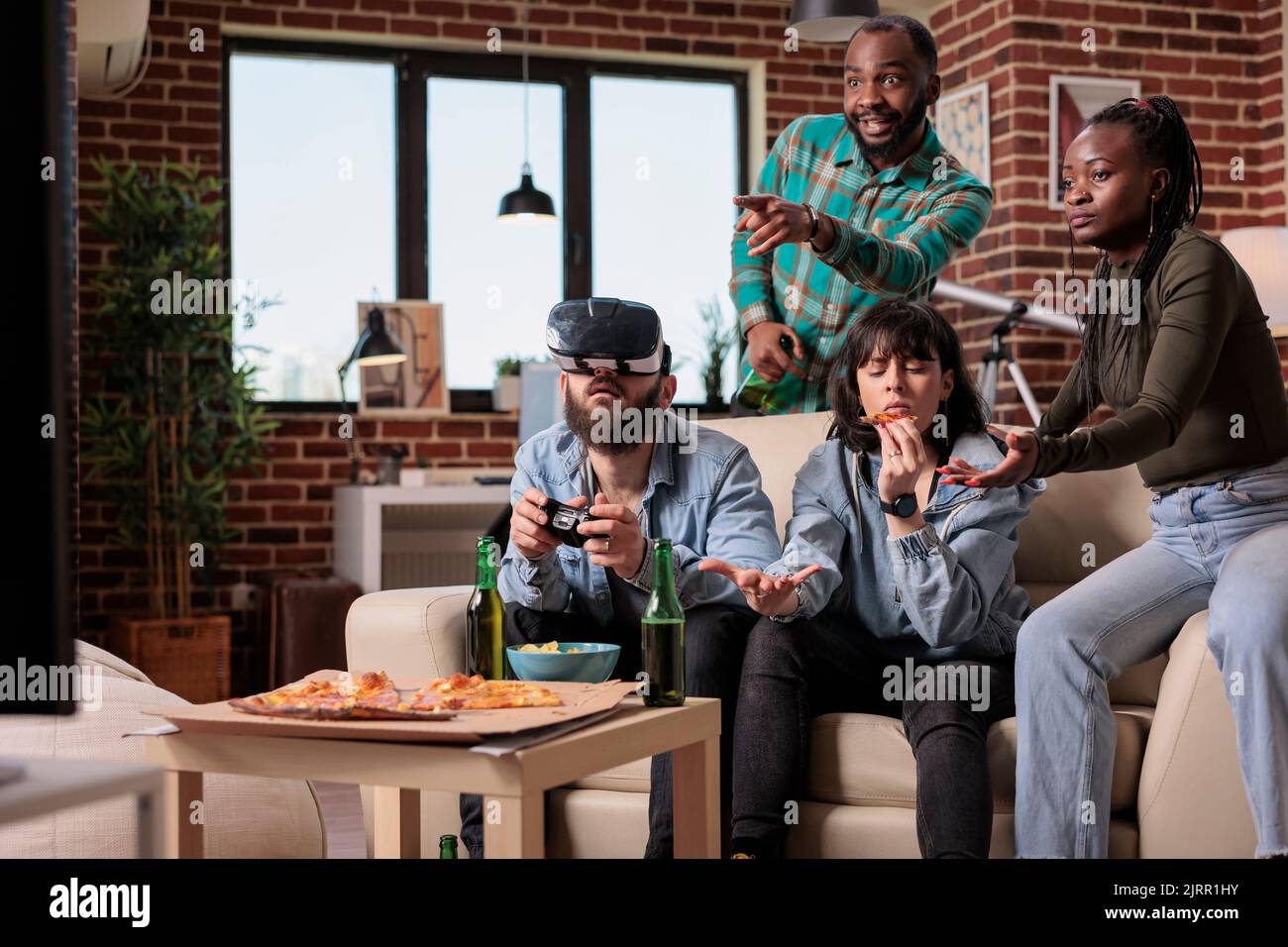 Playing vr games diverse hi-res stock photography and images - Alamy