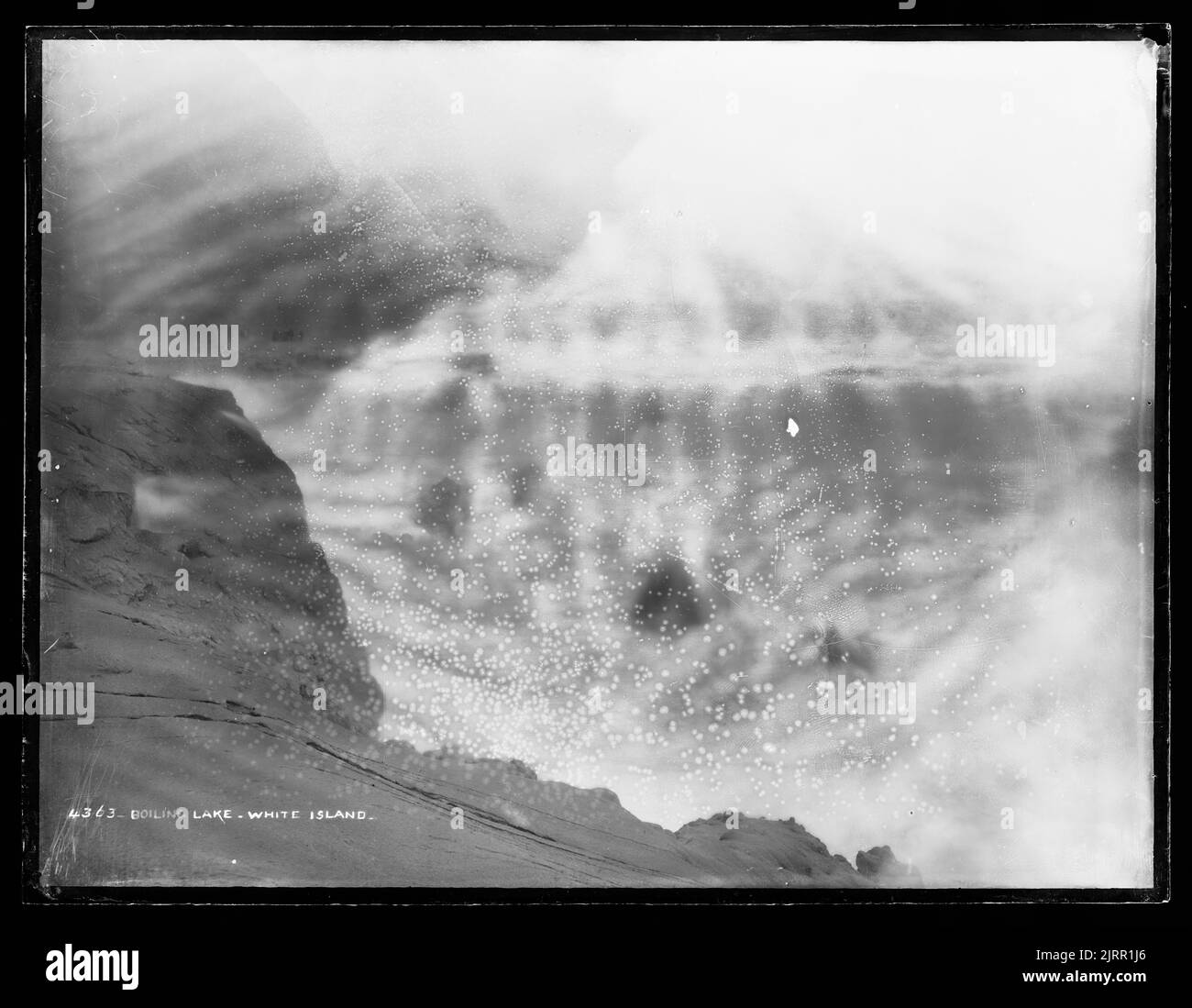 White island boiling lake hi-res stock photography and images - Alamy