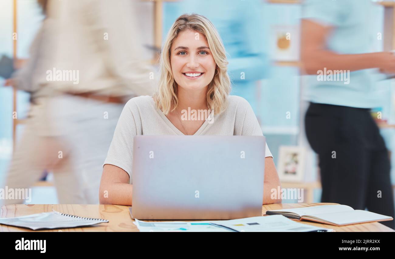 School building project hi-res stock photography and images - Alamy