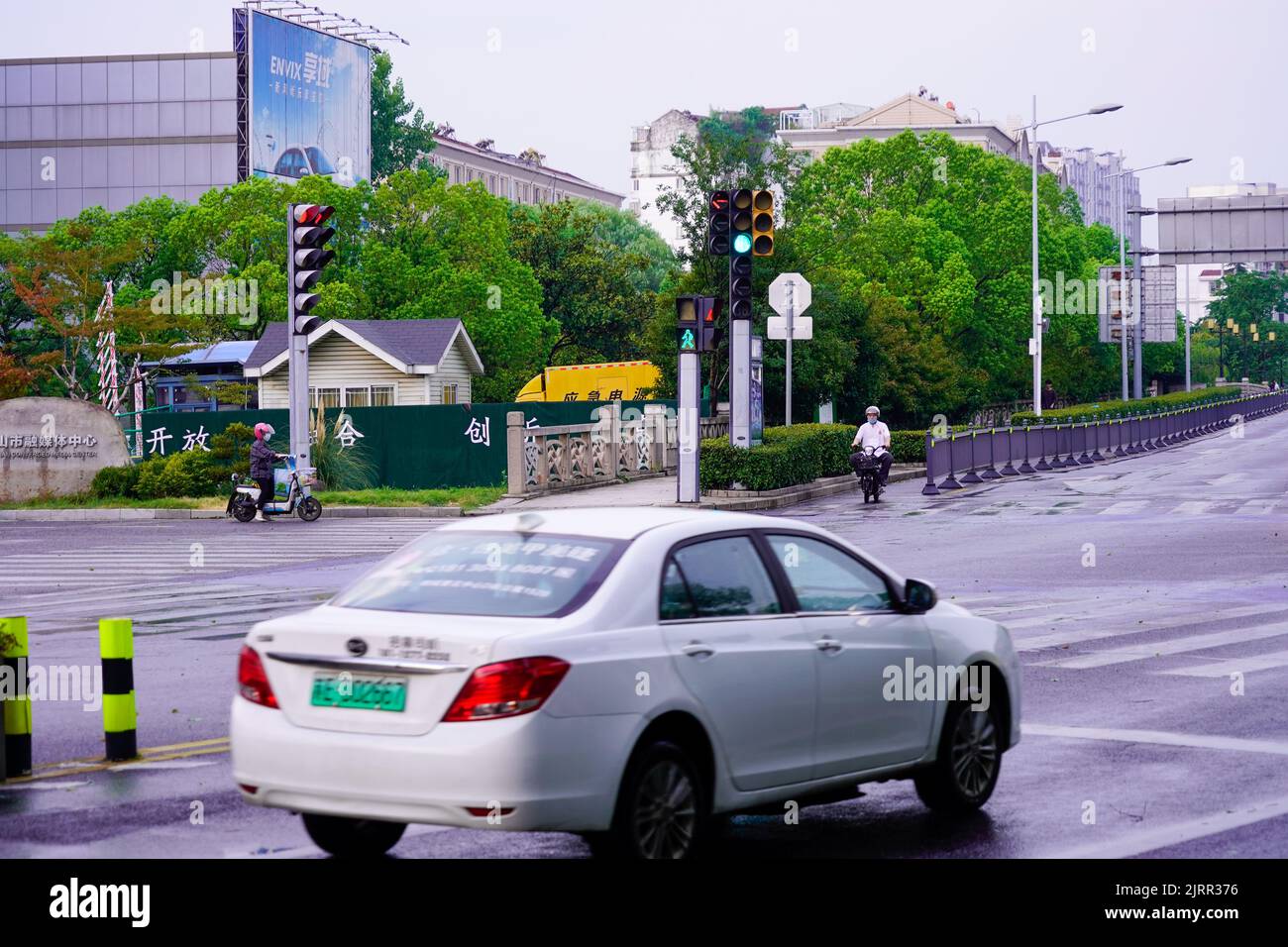 SUZHOU, CHINA - AUGUST 23, 2022 - New traffic lights guide vehicles in ...