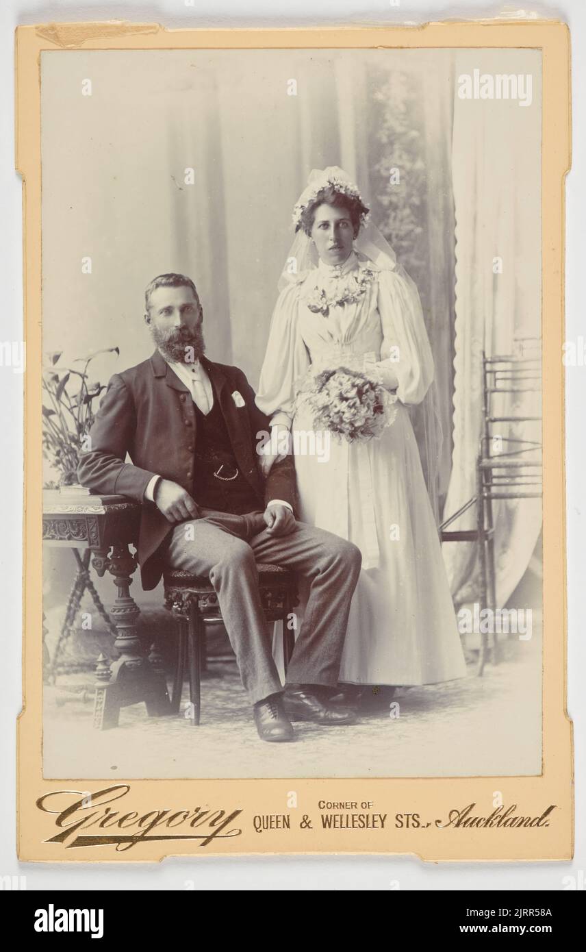 Bride and groom, 1894-1900, Auckland, by George Gregory Stock Photo - Alamy