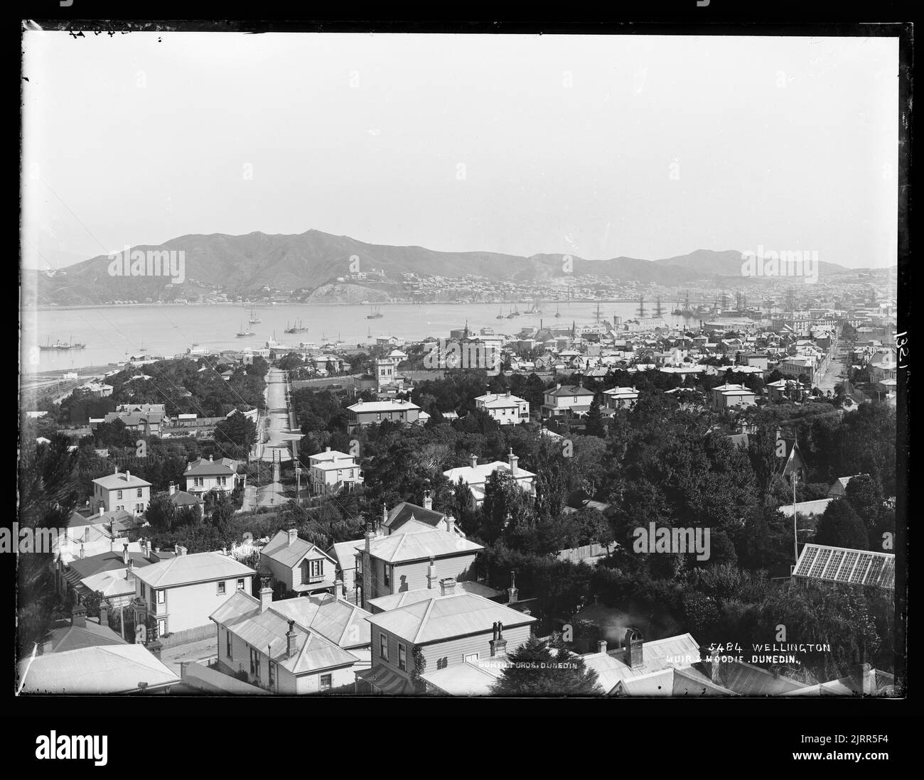 Photograph wellington place in hi-res stock photography and images - Alamy