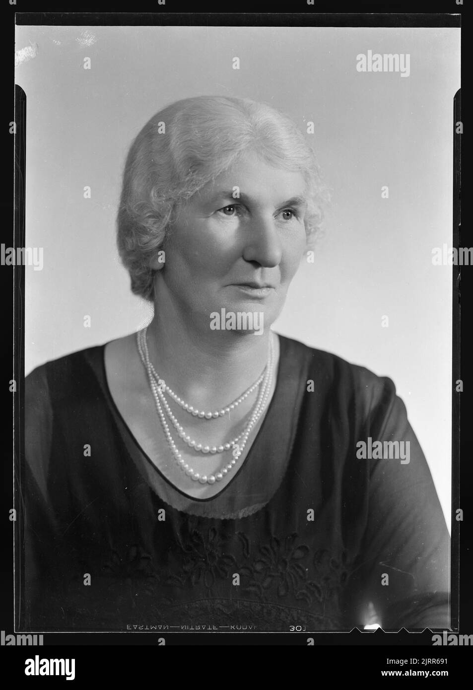 Mrs McCarthy, 17 June 1935, Wellington, by Spencer Digby Studios ...