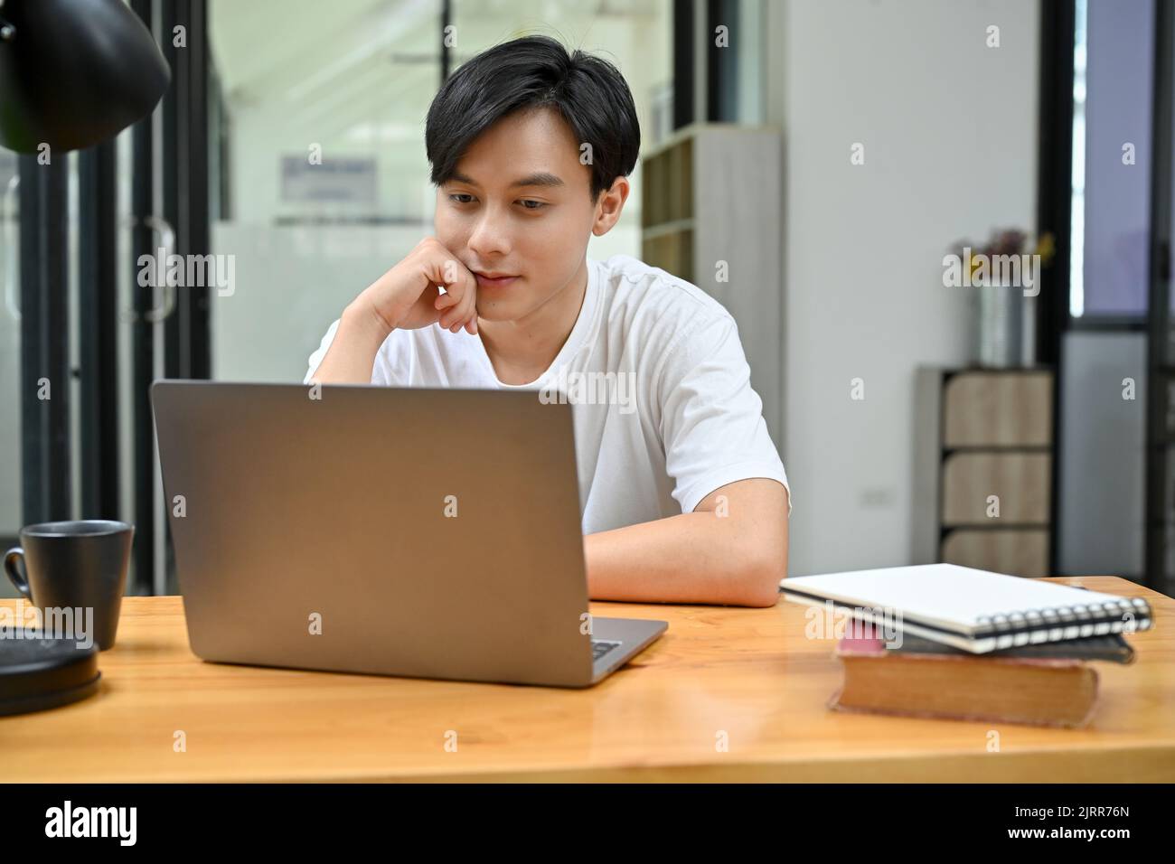 Asian male college student hi-res stock photography and images - Alamy