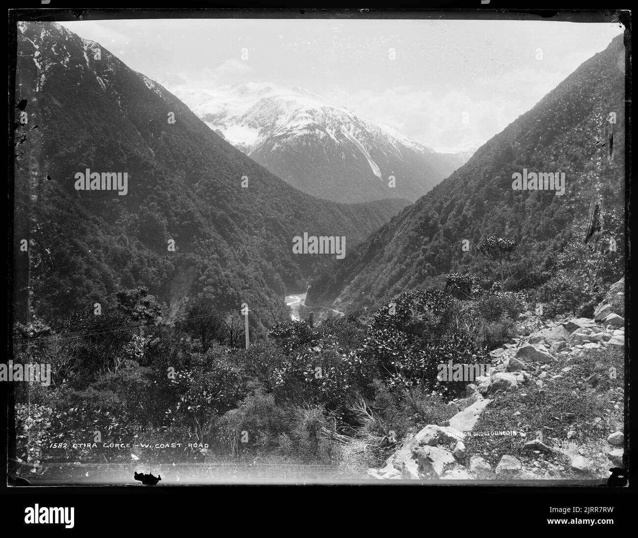 West coast road otira gorge hi-res stock photography and images - Alamy